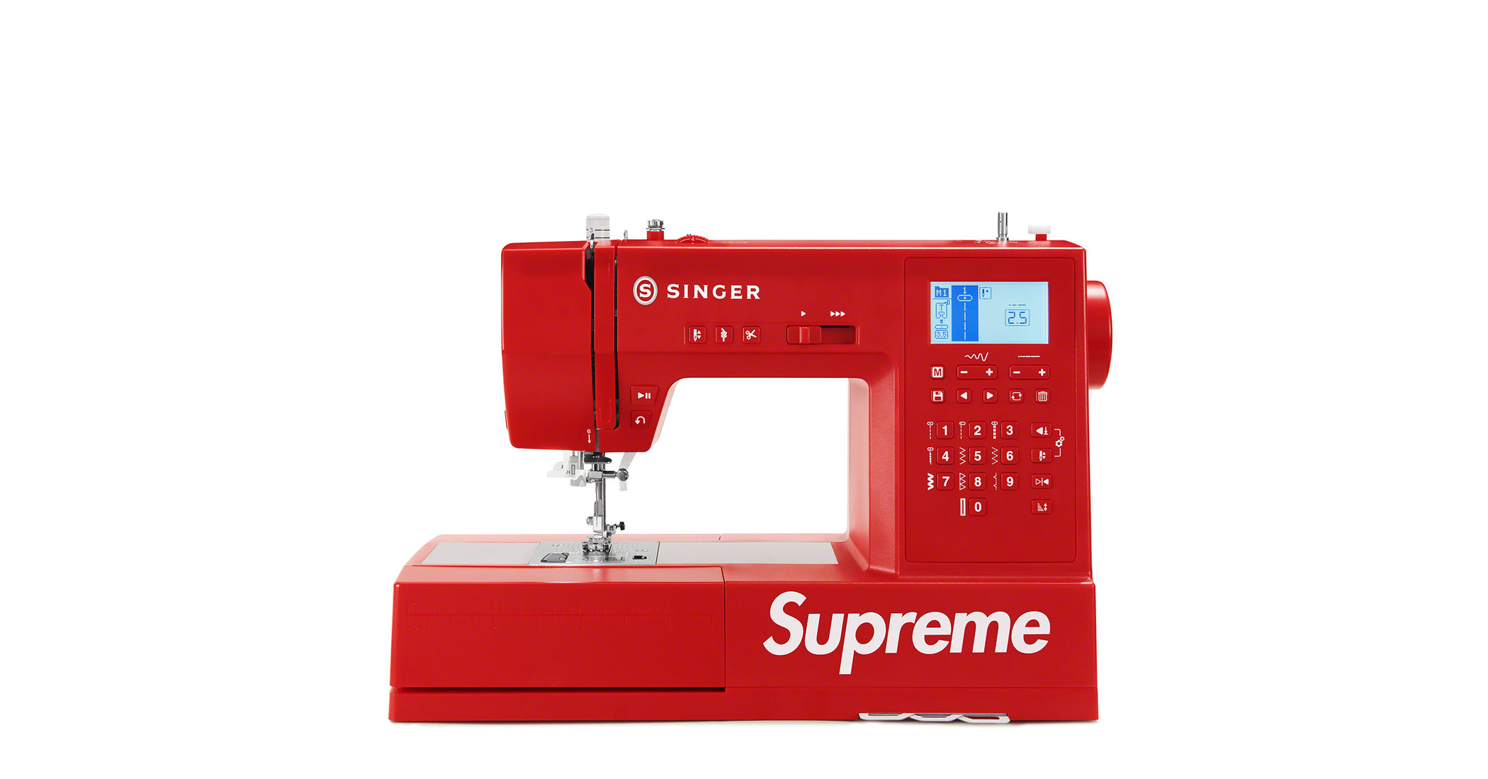 SINGER® e SUPREME firmam parceira para a Coolest Sewing Machine Ever