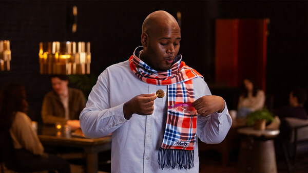 Hefty® Helps You Subtly Secure Party Leftovers with New Scarf
