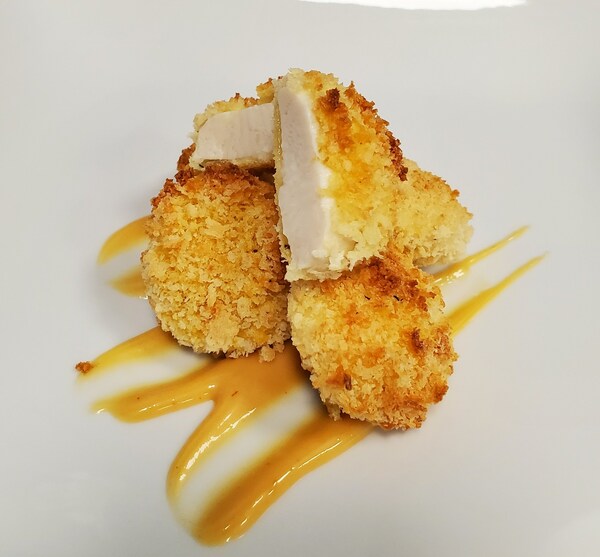 Matrix F.T. cultivates a chicken nugget on edible microcarriers