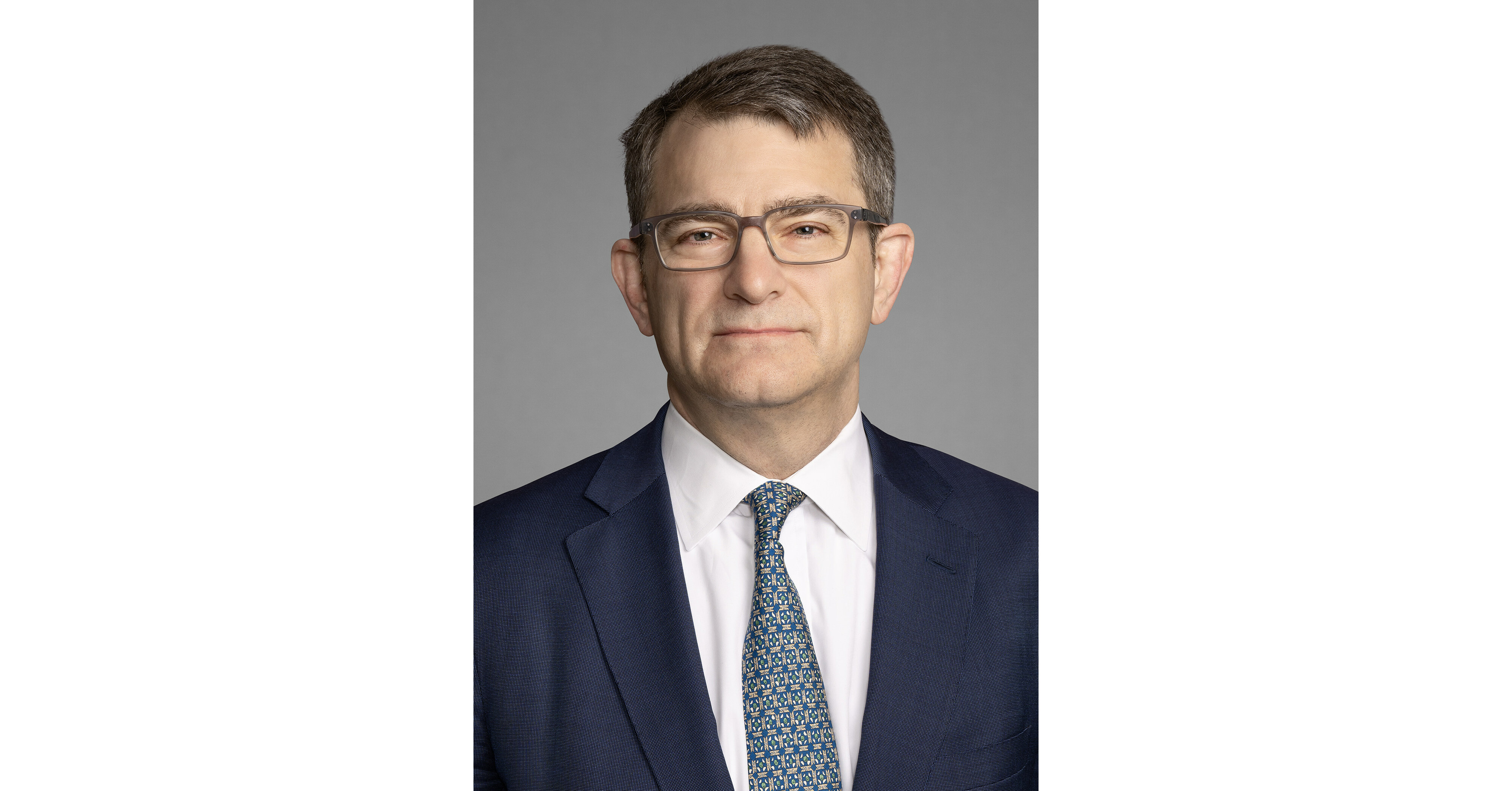 LATHAM ENHANCES LITIGATION PRACTICE IN CHICAGO; WELCOMES FORMER FEDERAL ...