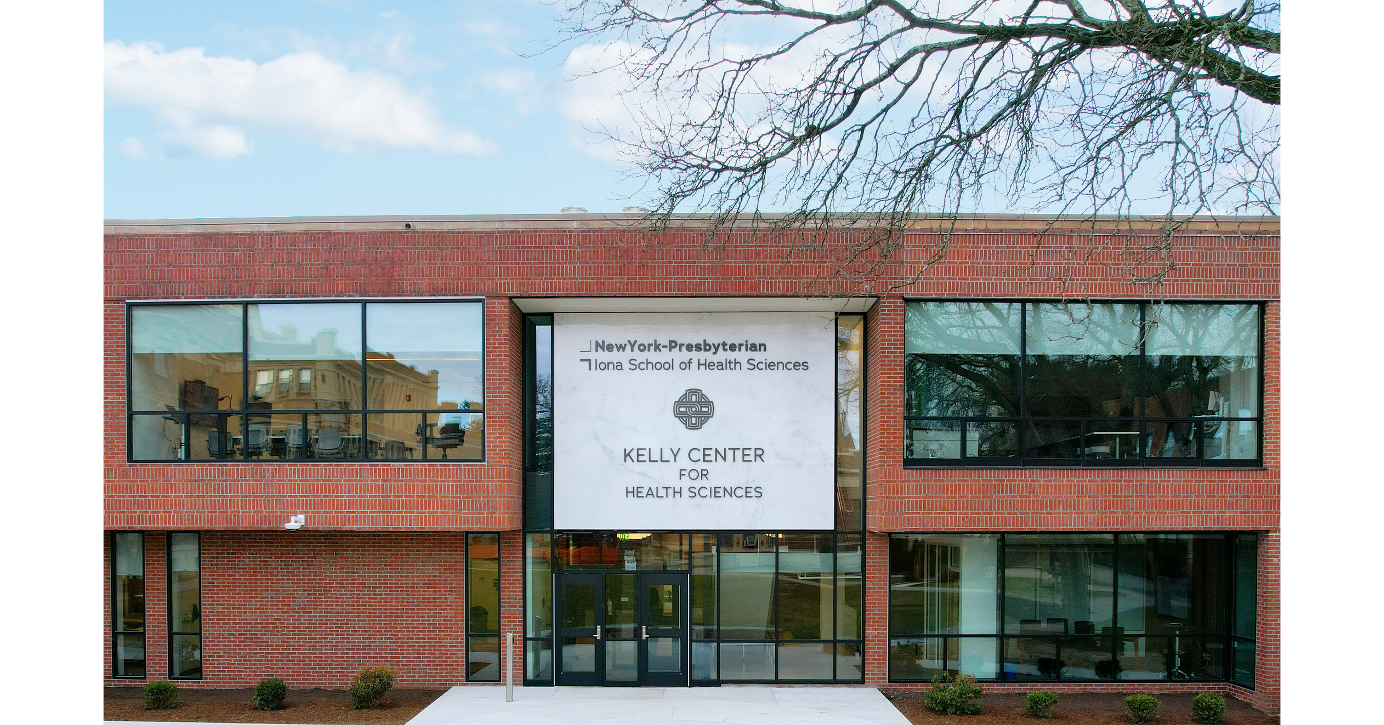 Iona University Dedicates Kelly Center for Health Sciences in Bronxville