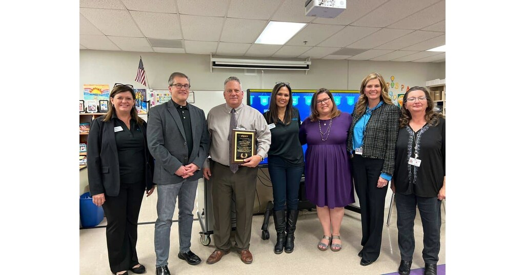 Arizona's Second Largest School District Honored for Use of Augmented ...