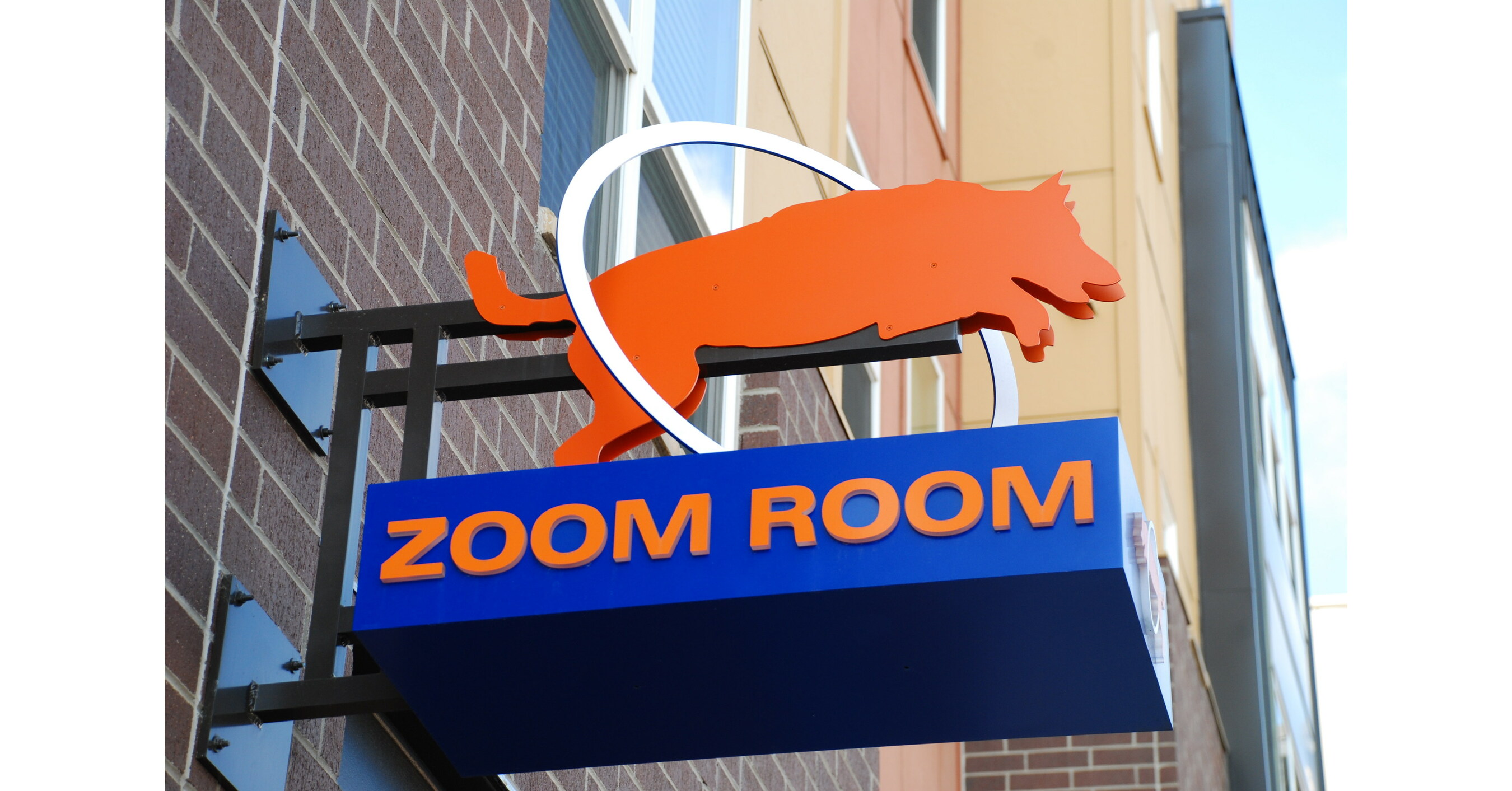 Zoom Room Logo
