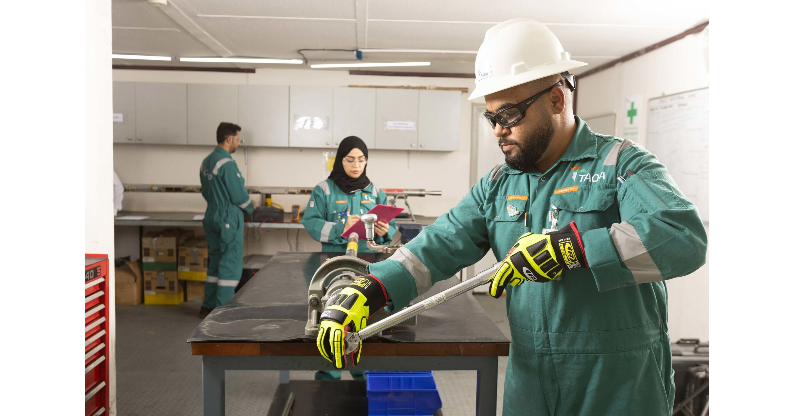 TAQA closes the transaction of acquiring 100% of Al Mansoori Petroleum ...