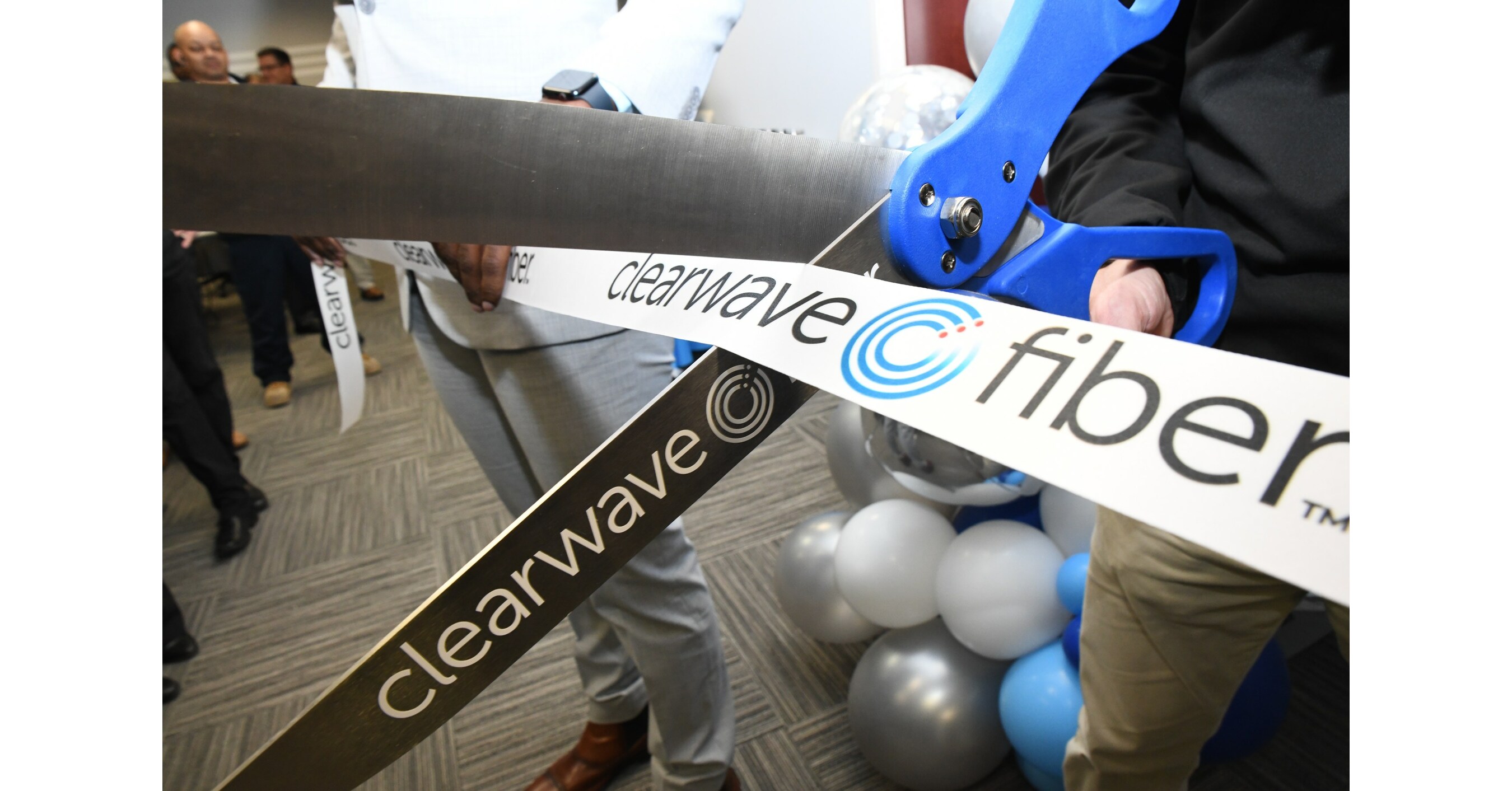 Clearwave Fiber holds ribbon cutting celebration with opening of new ...