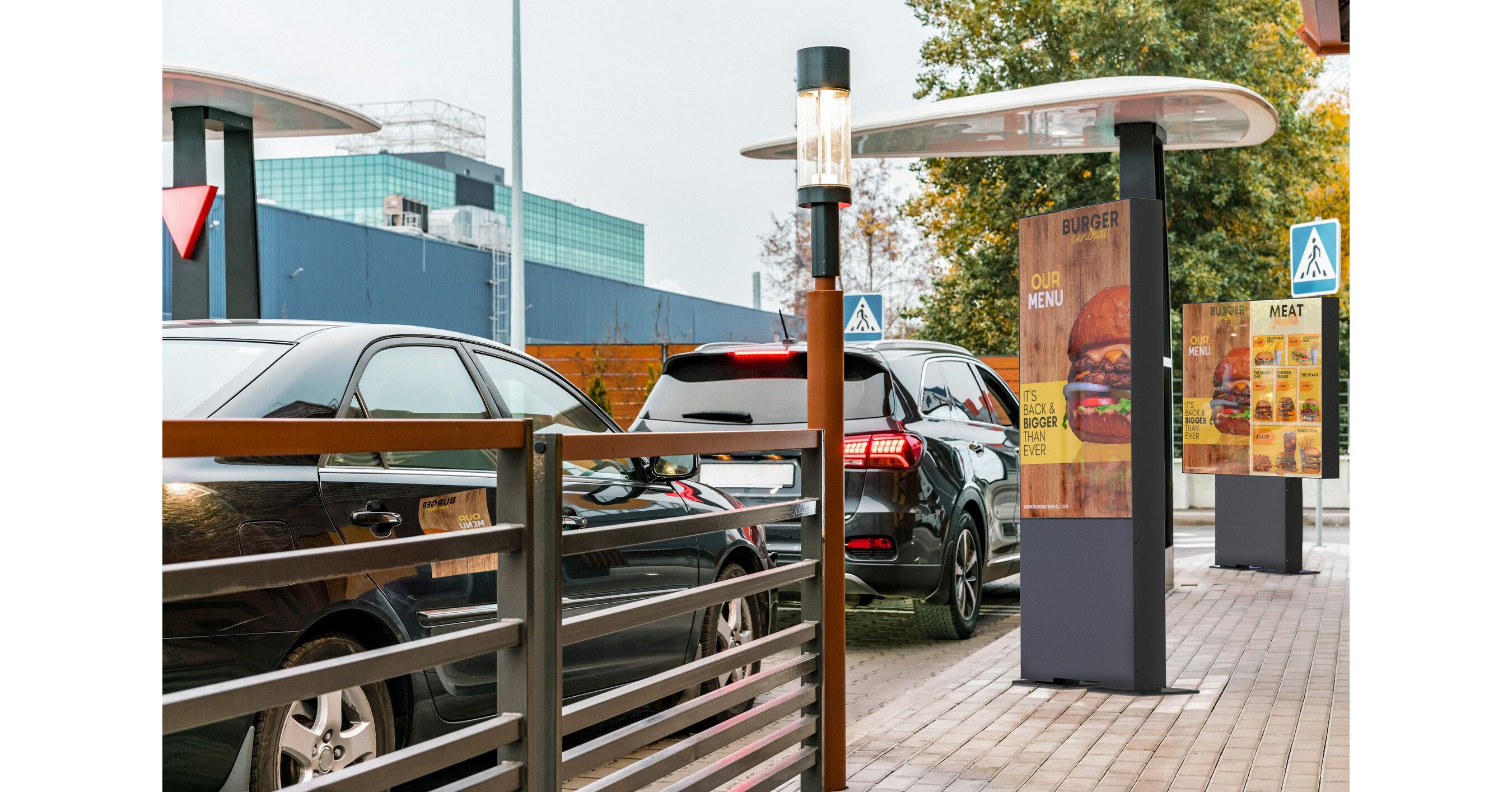 Enabling a Connected Experience for the Consumer: Digital Signage ...