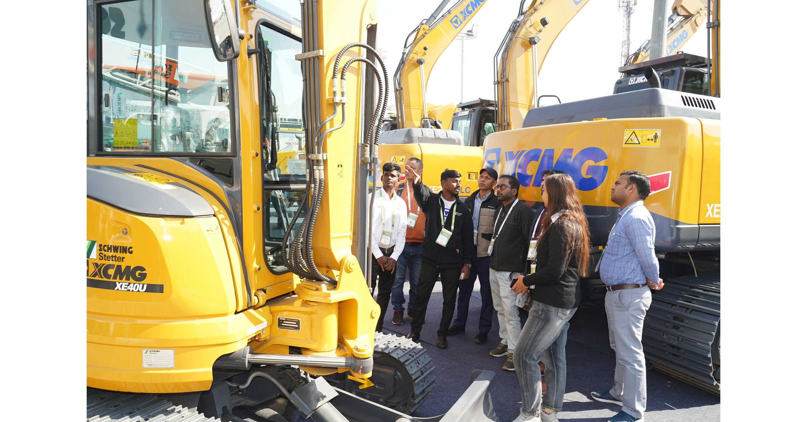 bauma CONEXPO INDIA 2023: XCMG Excavator Showcases Six Customized New Products, Signs Pre-Sale ...