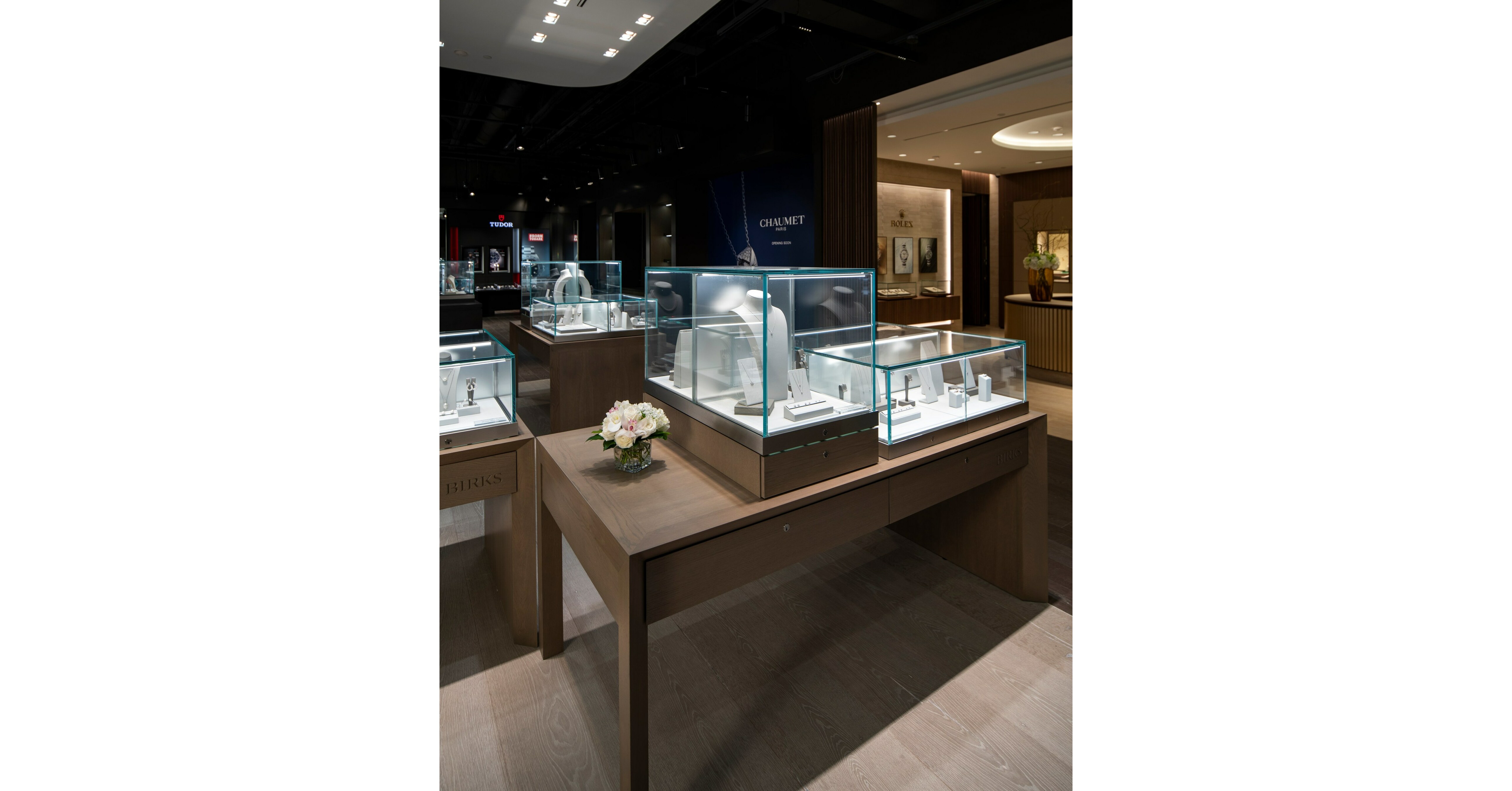 BIRKS GROUP INC. UNVEILS NEW MAISON BIRKS CF CHINOOK CENTRE STORE IN ...