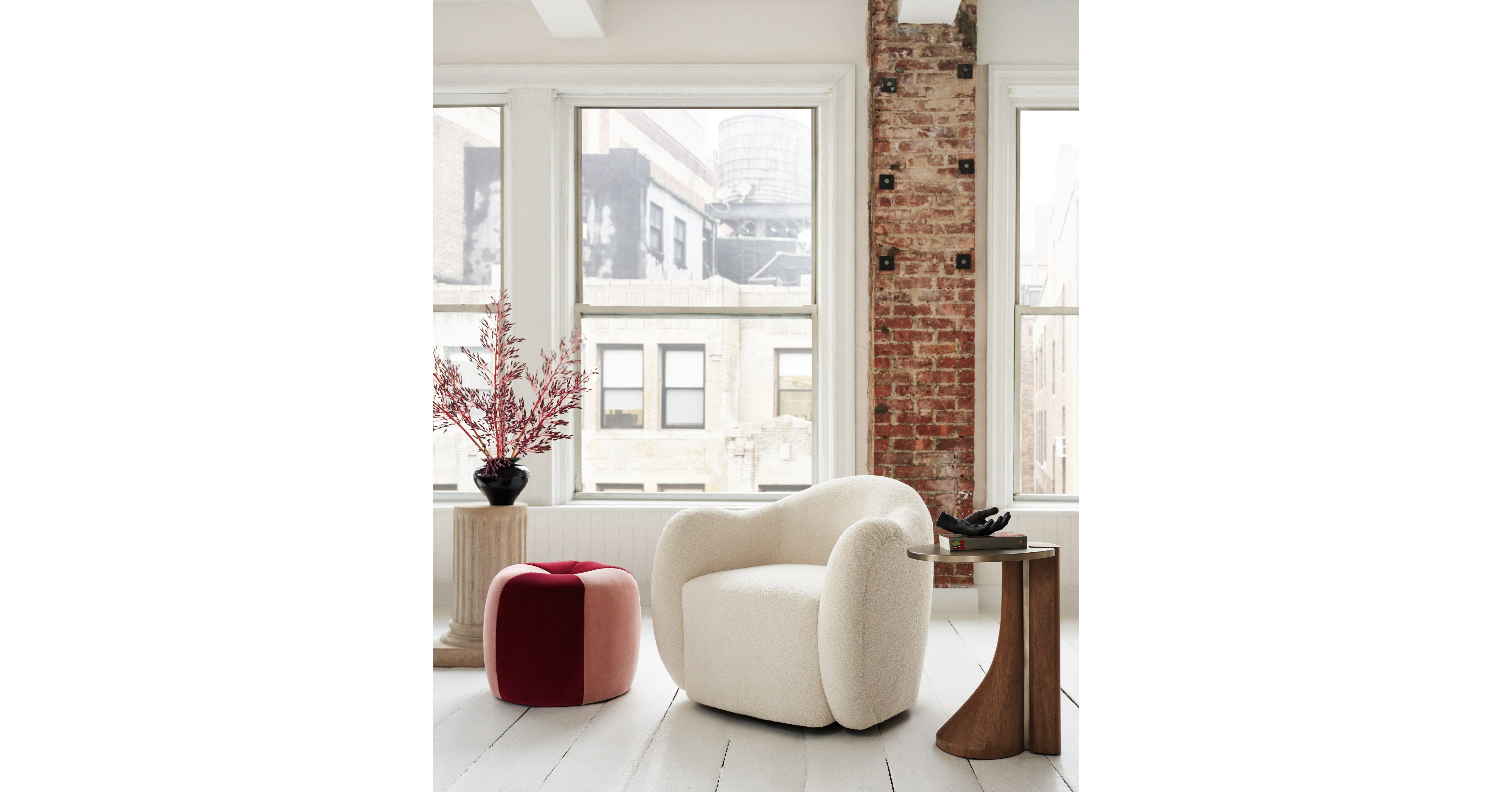 Mitchell Gold + Bob Williams Debuts Furniture Collection with Award ...