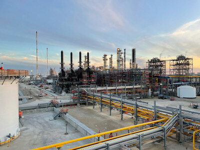 LyondellBasell Commissions World's Largest PO/TBA Unit