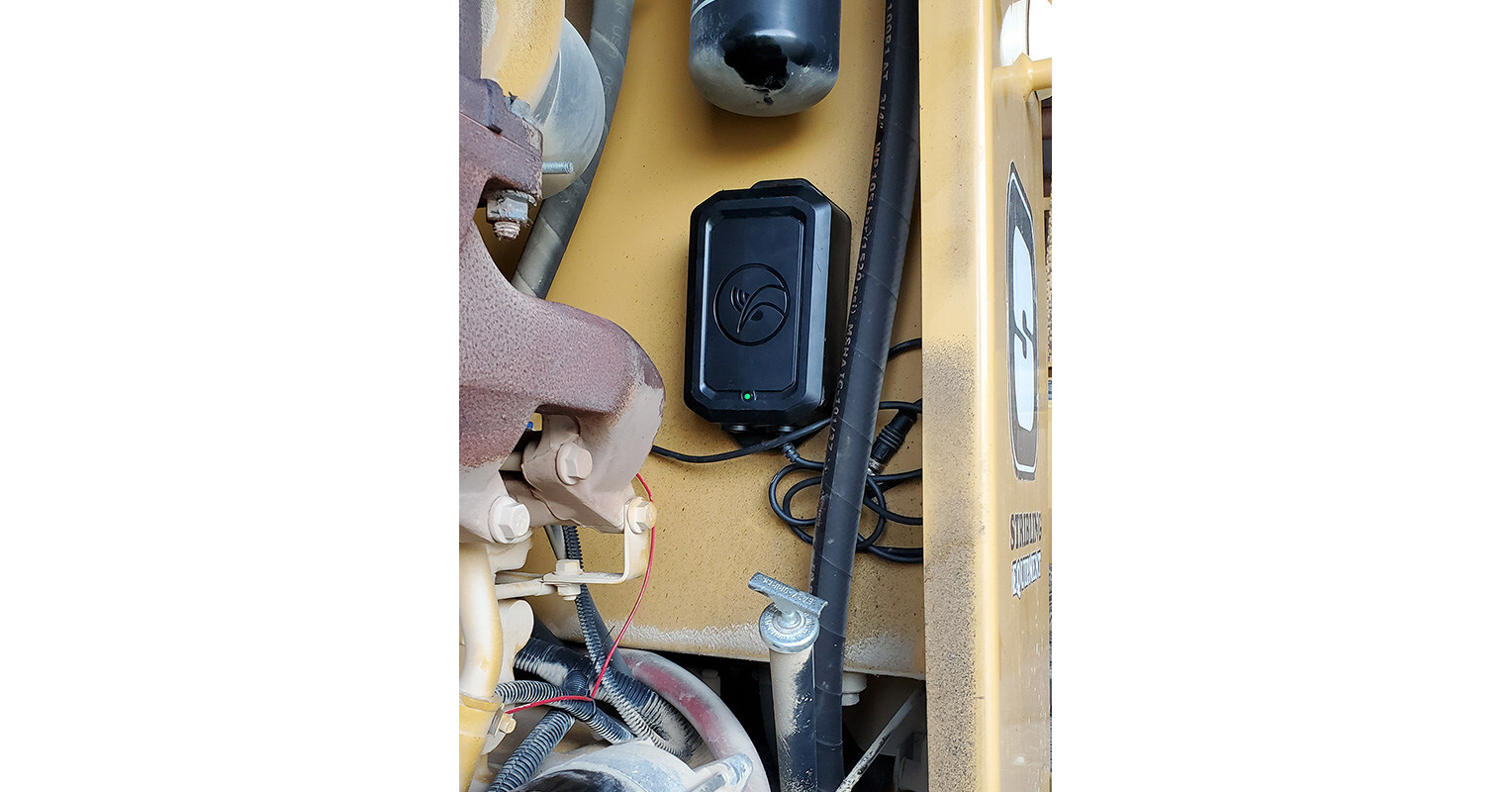 Rooster® Asset Tracking System Adds SAE J1939 Meter Reading, Reporting