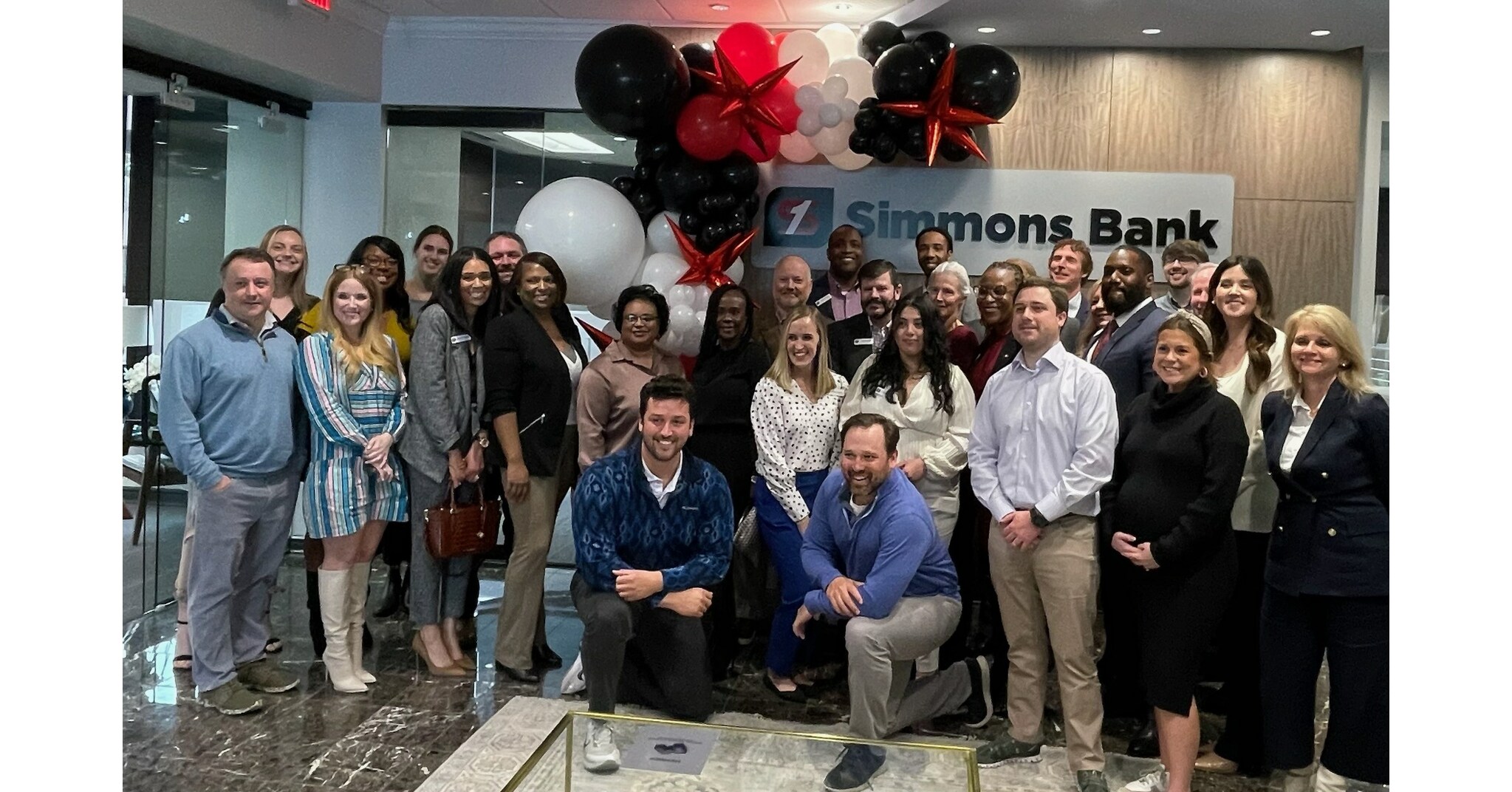 Simmons Bank Celebrates Grand Opening of New Regional Office and Branch ...