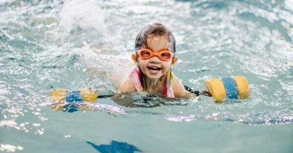 April Pools Day 2023: Poolwerx and Goldfish Swim School Team Up During ...