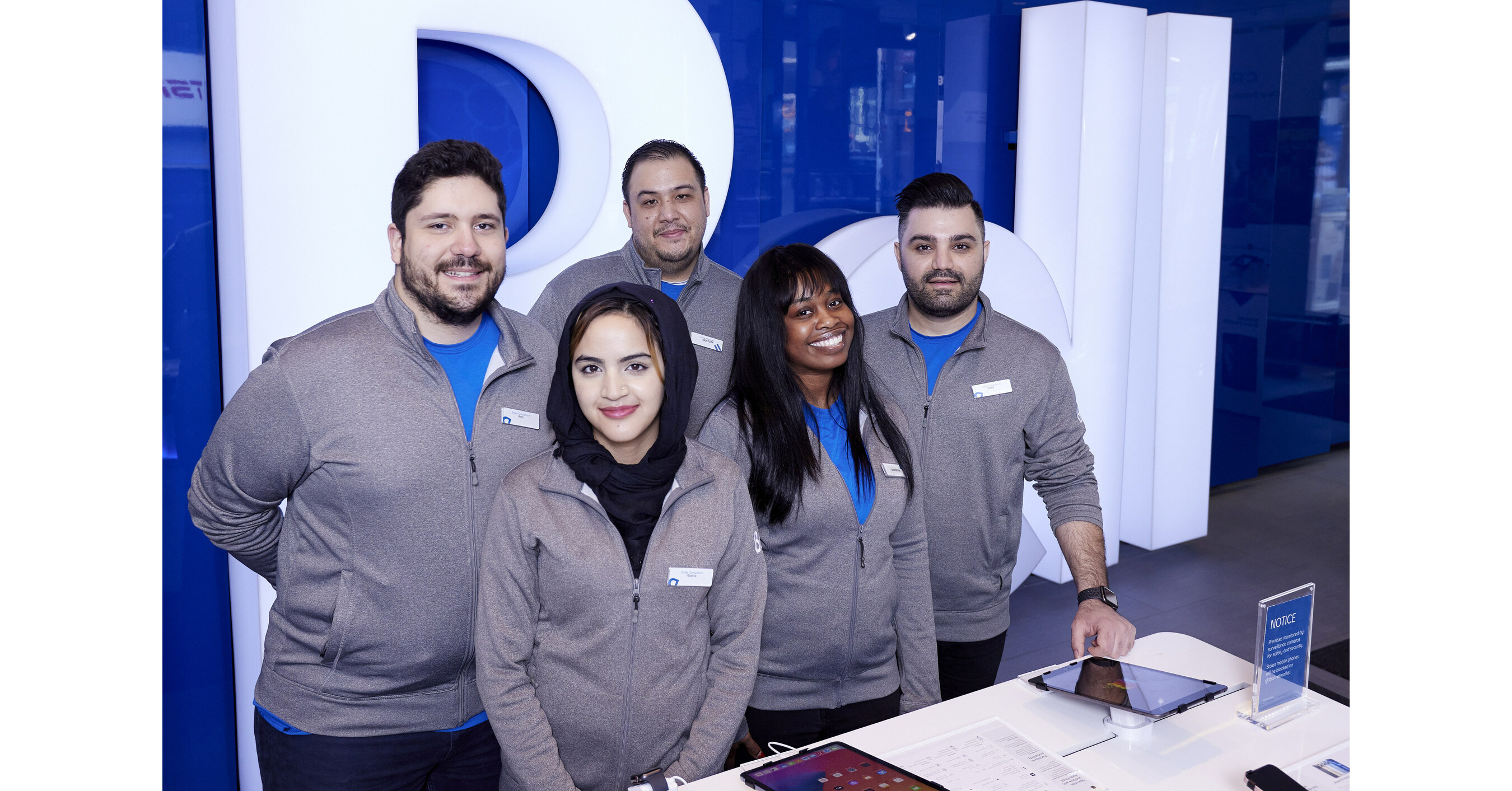 Bell continue de promouvoir l'expérience client et améliore grandement ...