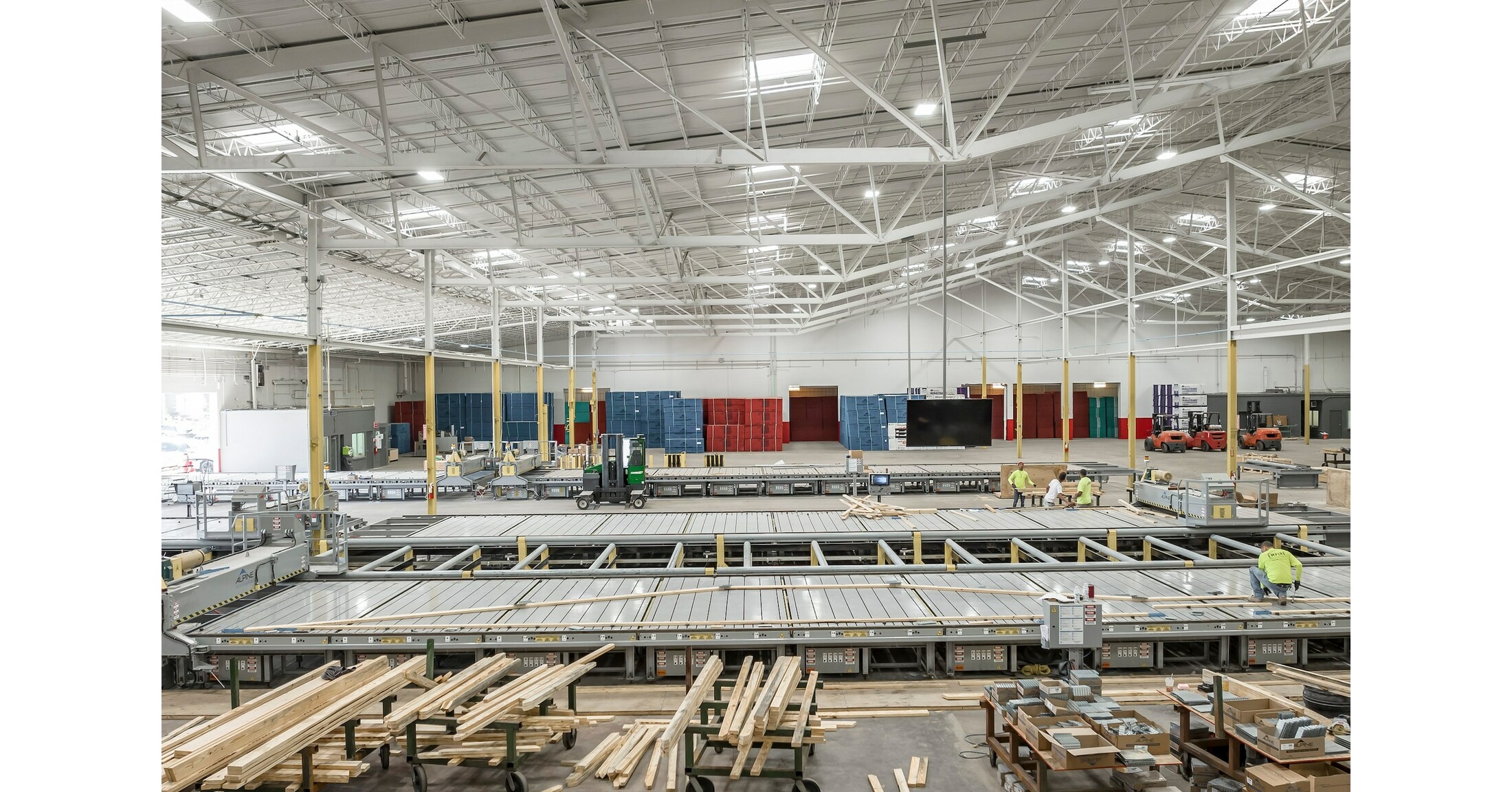 US LBM OPENS NEW TRUSS MANUFACTURING FACILITY AND BUILDING MATERIALS ...