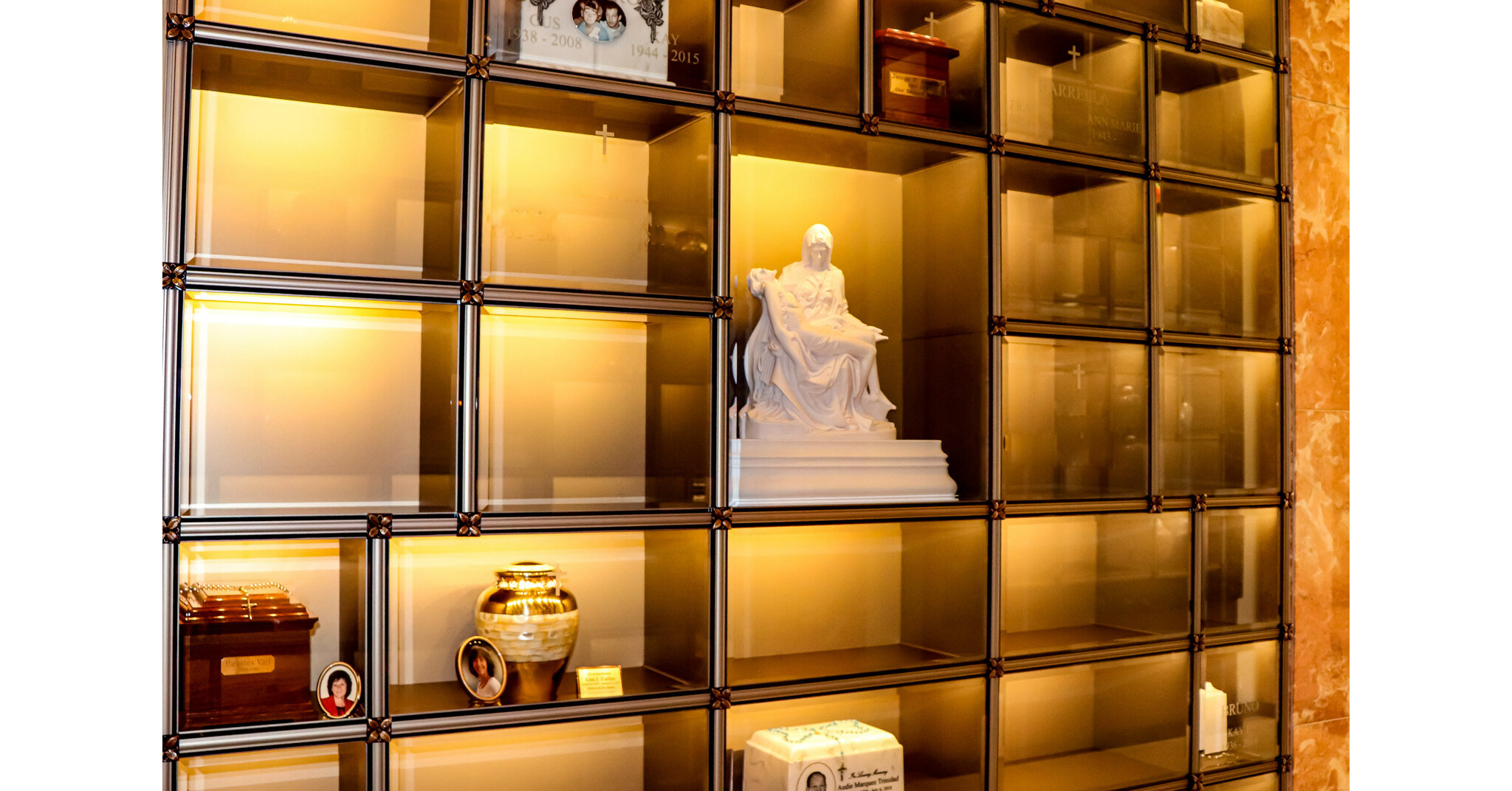 Experience Unforgettable Art, History, and Serenity at the Holy Cross ...