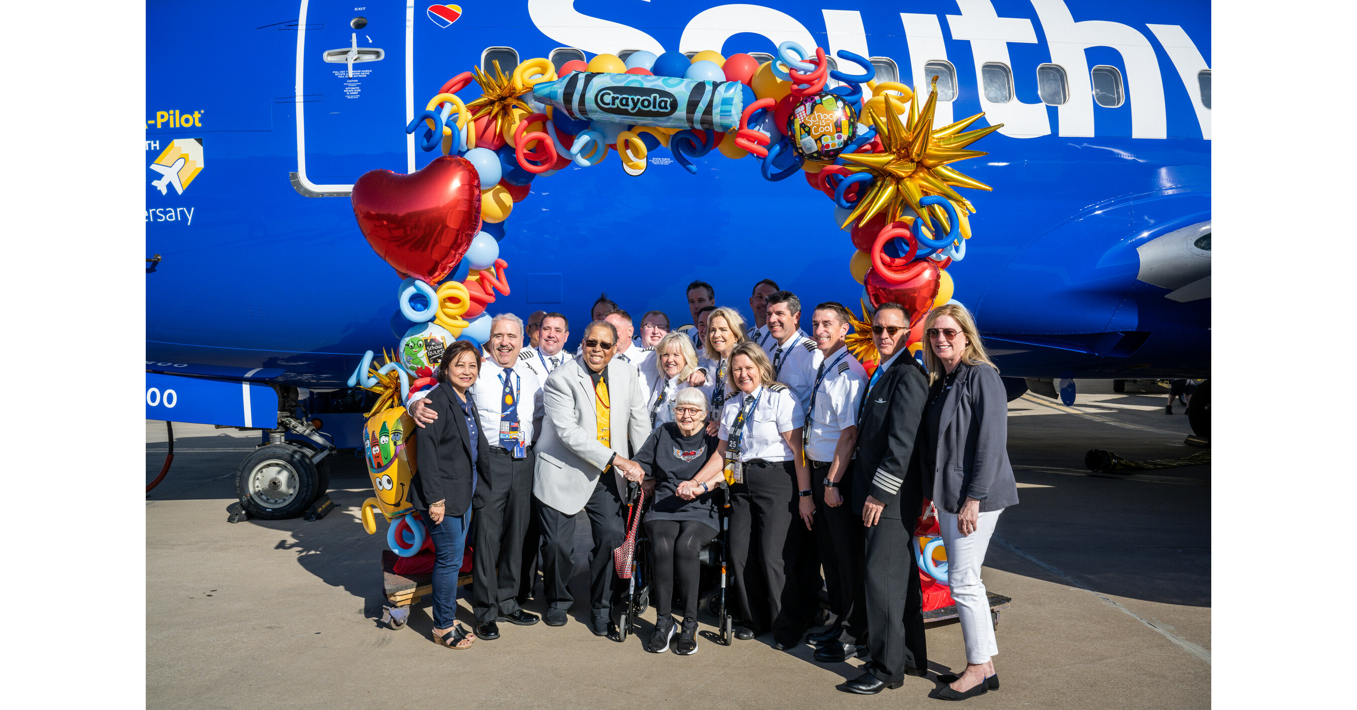 SOUTHWEST AIRLINES CELEBRATES 25 YEARS OF MENTORING BETWEEN PILOTS AND ...
