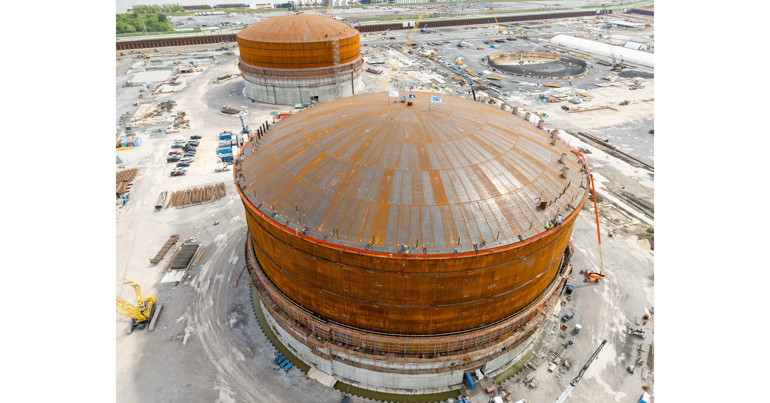VENTURE GLOBAL ANNOUNCES SUCCESSFUL ROOF RAISING OF SECOND STORAGE TANK ...
