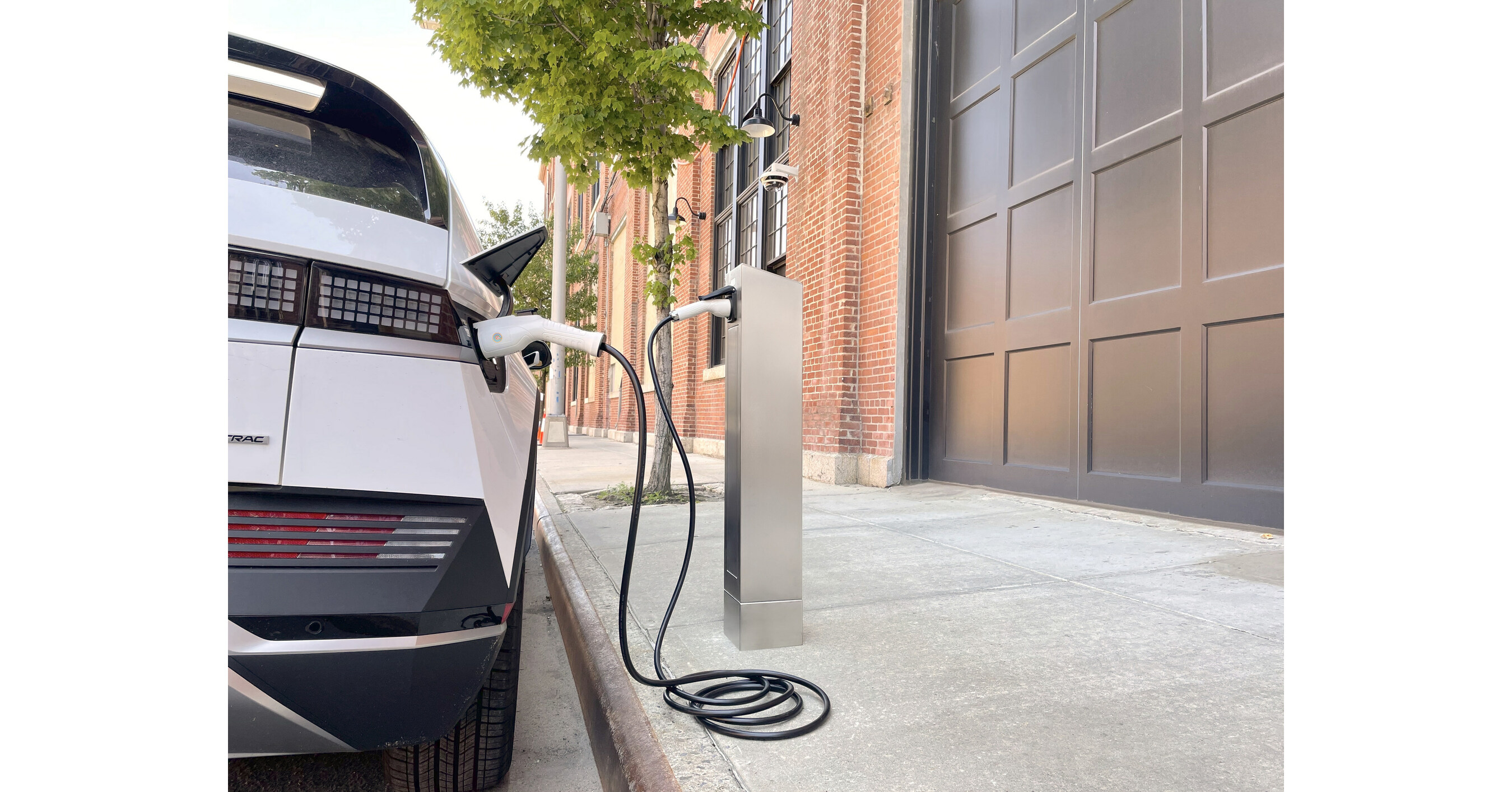 Hyundai CRADLE and itselectric Partner to Deploy Curbside Chargers for ...