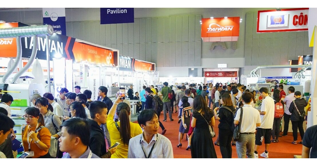 Explore Cutting-Edge Smart Factory Solutions for the Wood Industry at ...