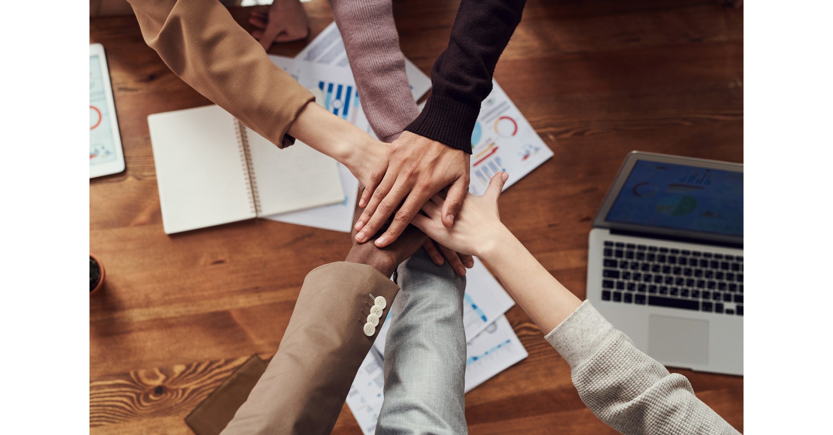 Dee Agarwal's Guide to Entrepreneurship in 2023