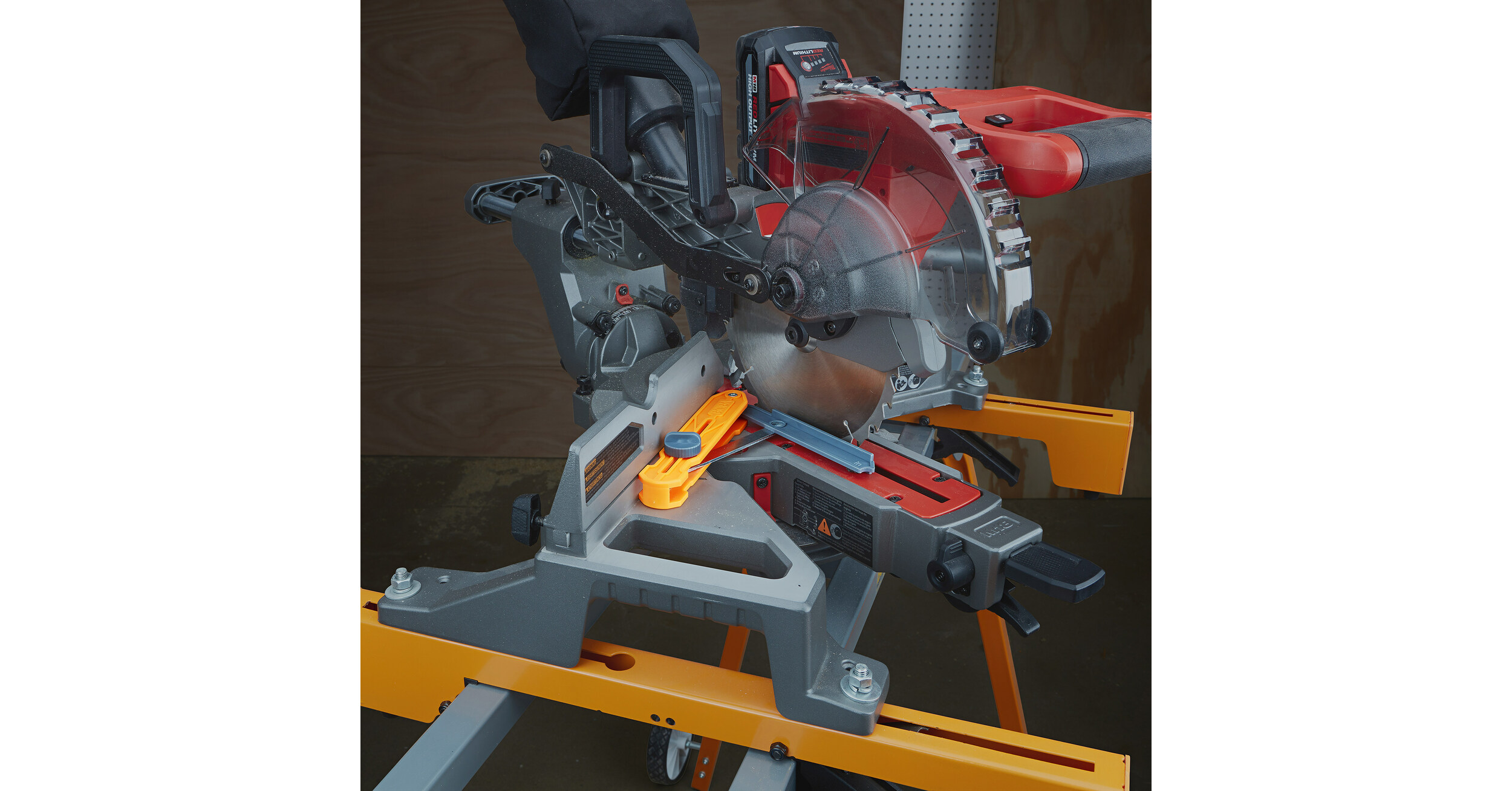 BORA® Tool Launches New MiteriX Compact™ Angle Duplicator