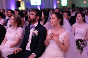 Family Federation for World Peace and Unification: 8,000 Couples Marry ...