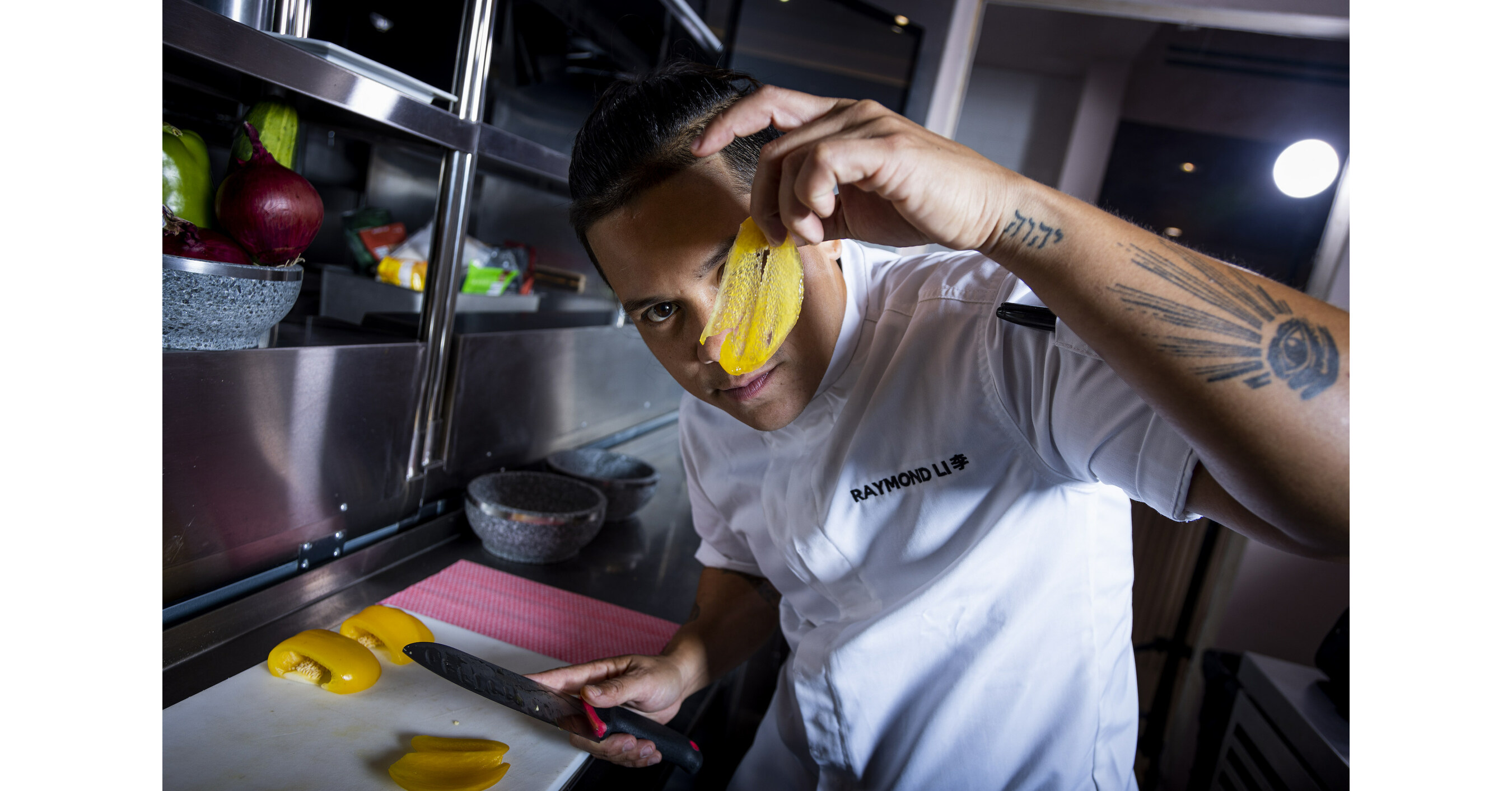 Renowned Miami Chef Raymond Li has Been Named Mundial SmartKnives ...
