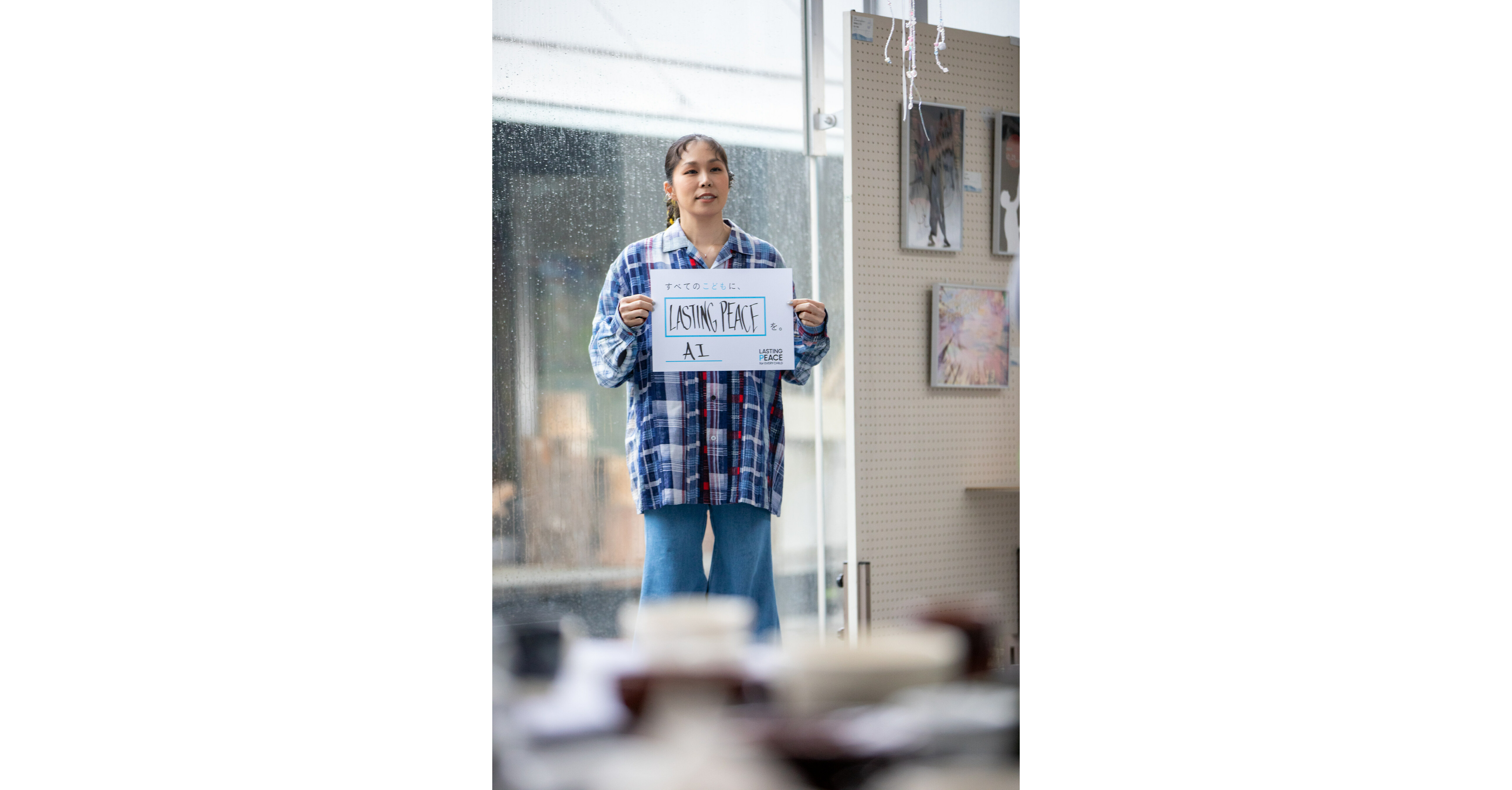 Award-winning singer-song writer and Japan's first ever advocate artist ...