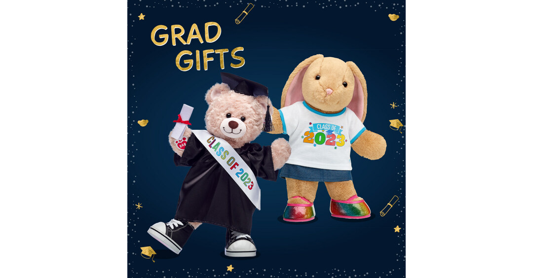 IT'S DADS & GRADS SEASON AT BUILD-A-BEAR