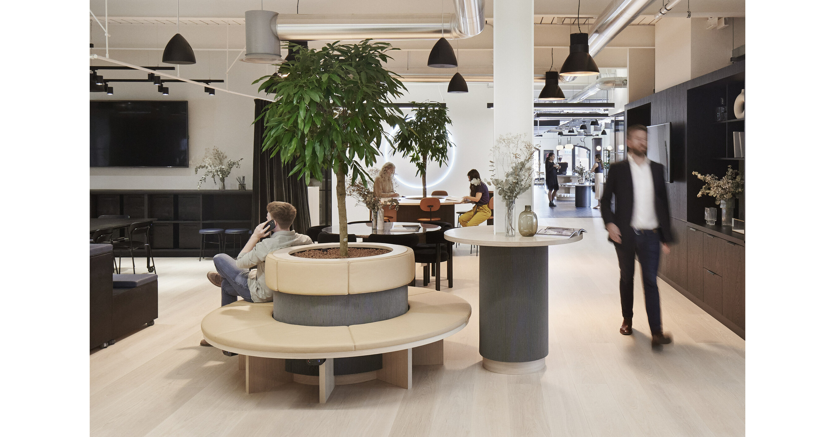 Major new study by Unispace reveals 72% of companies globally have now ...