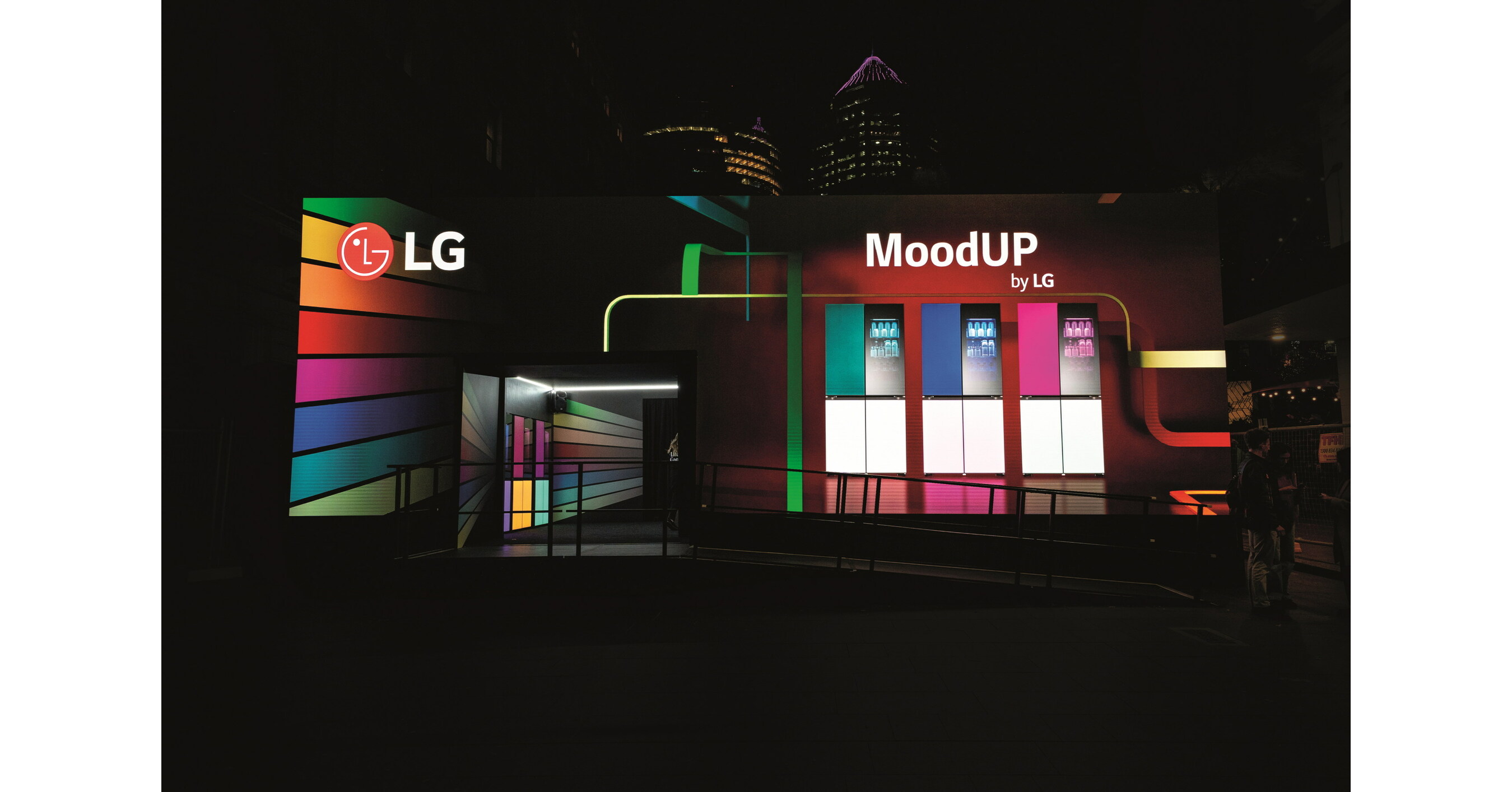 LG INSTAVIEW FRIDGE TO LIFT THE 'MOODUP' AT VIVID SYDNEY 2023