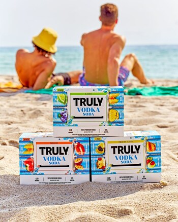 Truly Vodka Soda with Six-Times-Distilled Premium Vodka and Real Fruit ...