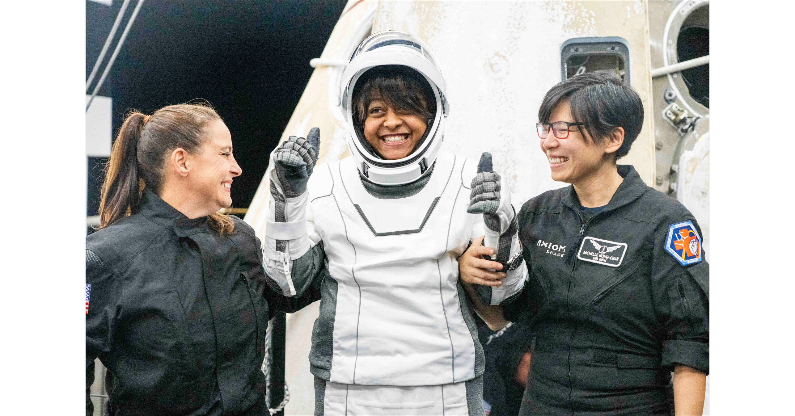 Successful splashdown of Dragon 2 in the Atlantic Ocean - historic ...