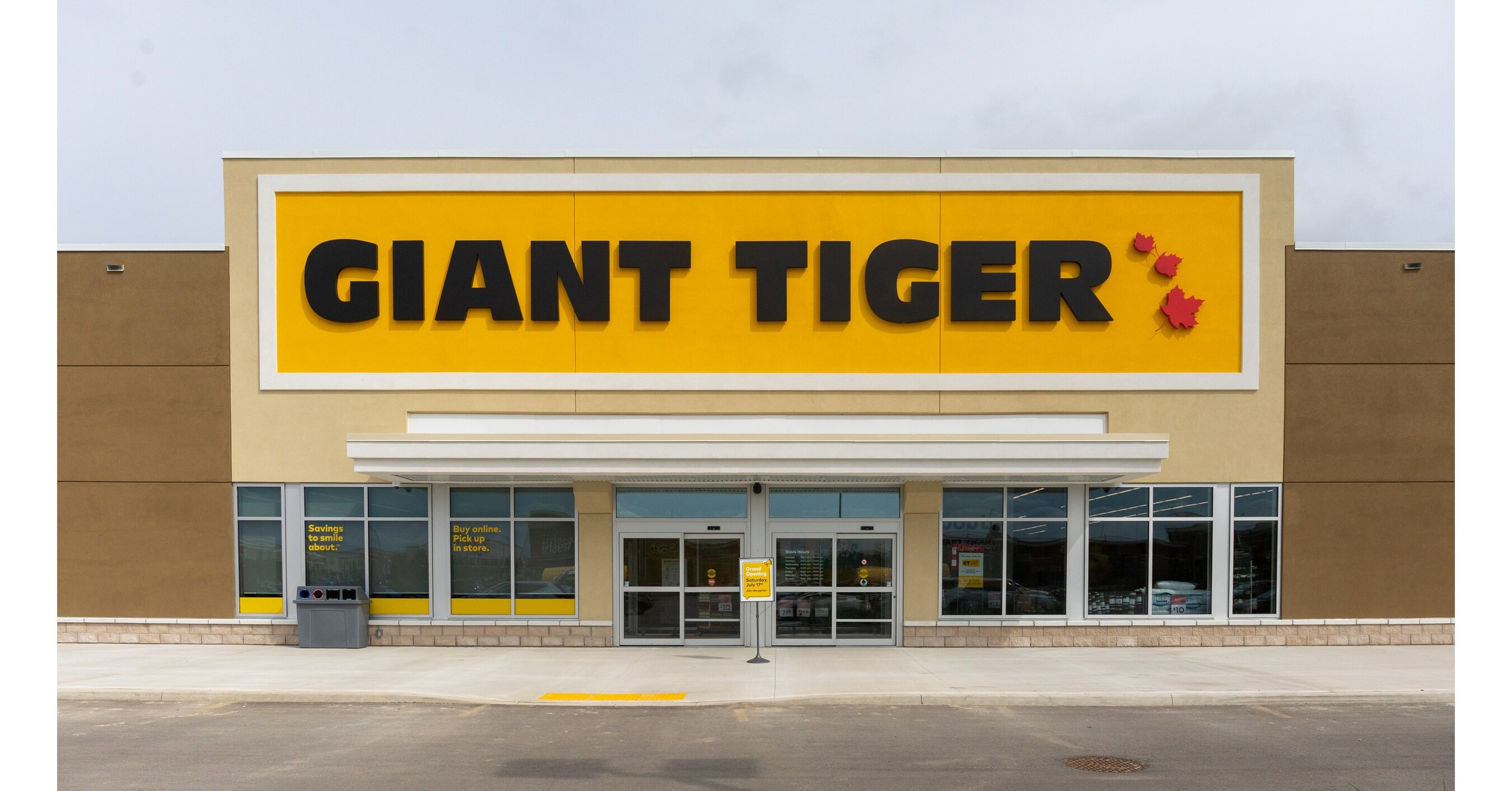 Giant Tiger Roars into Huntsville, Ont.