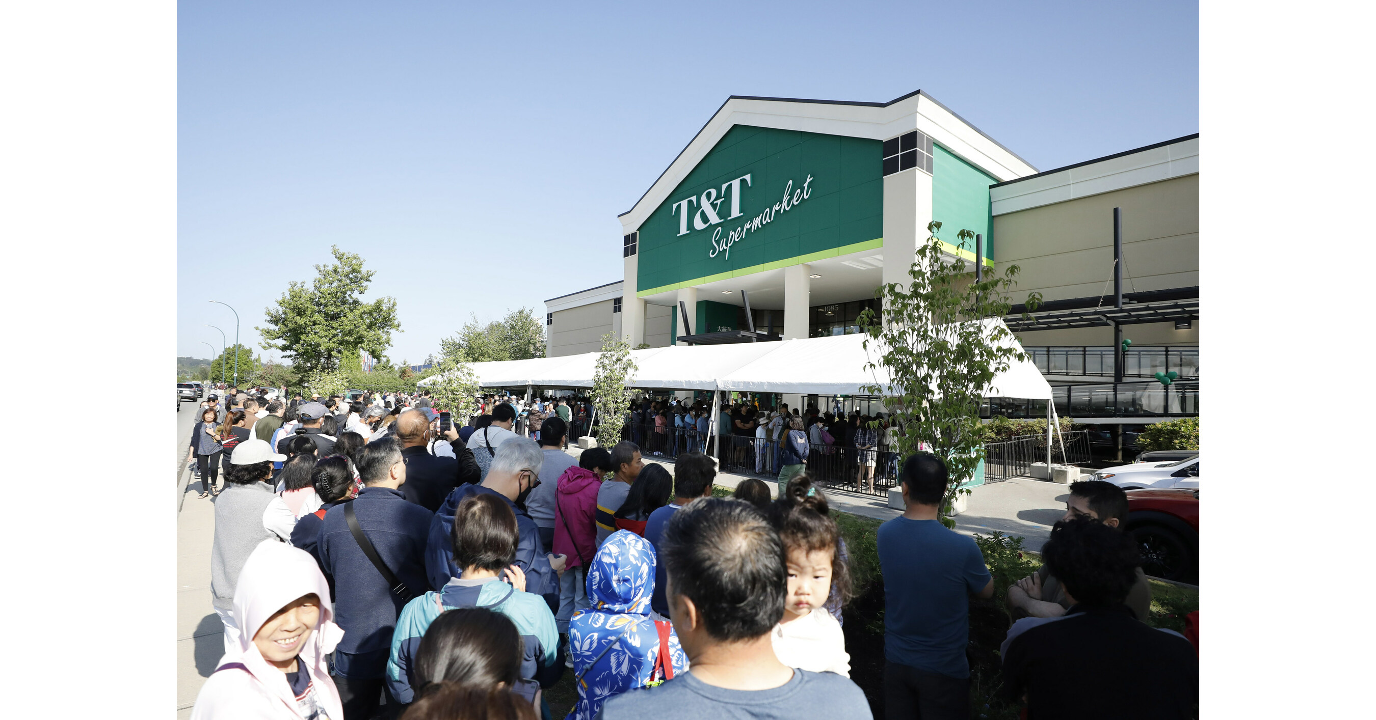 T&T SUPERMARKETS OPENS THE DOORS TO LATEST LOCATION IN COQUITLAM, BC