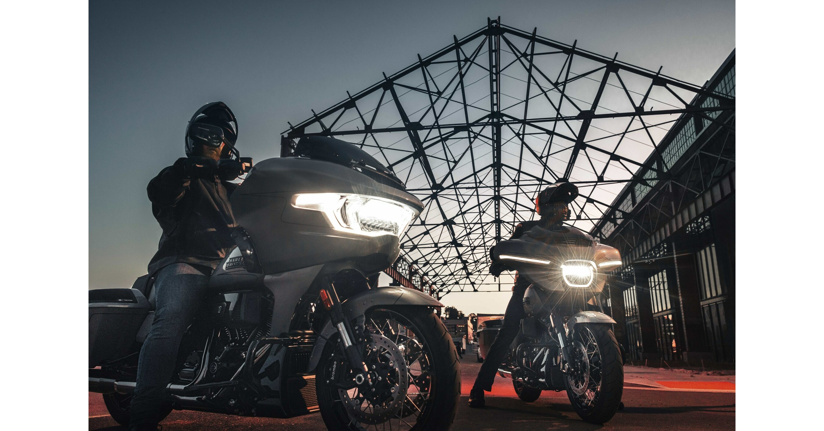 NEW HARLEY-DAVIDSON CVO MOTORCYCLES DELIVER EXTRAORDINARY DESIGN ...