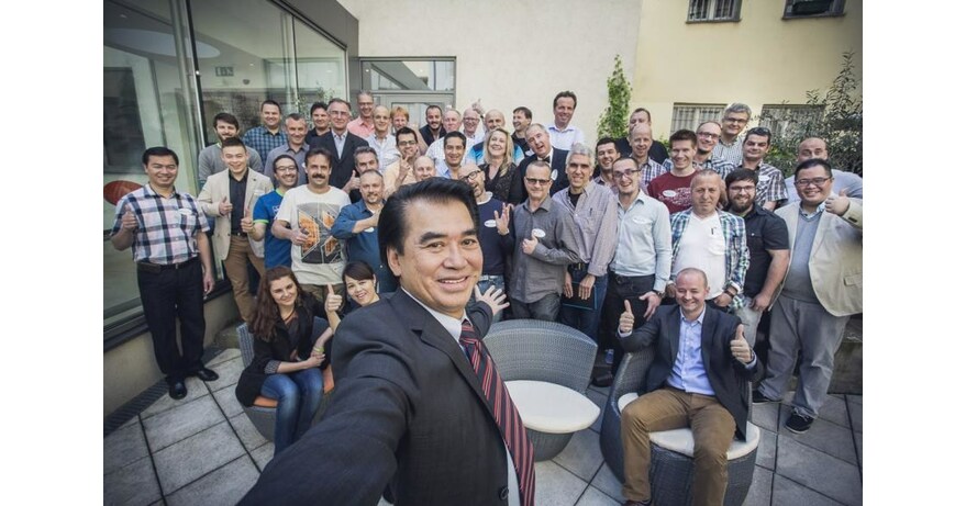 DAHON Founder El Dr. David Hon: La evolución de un físico al padre de ...