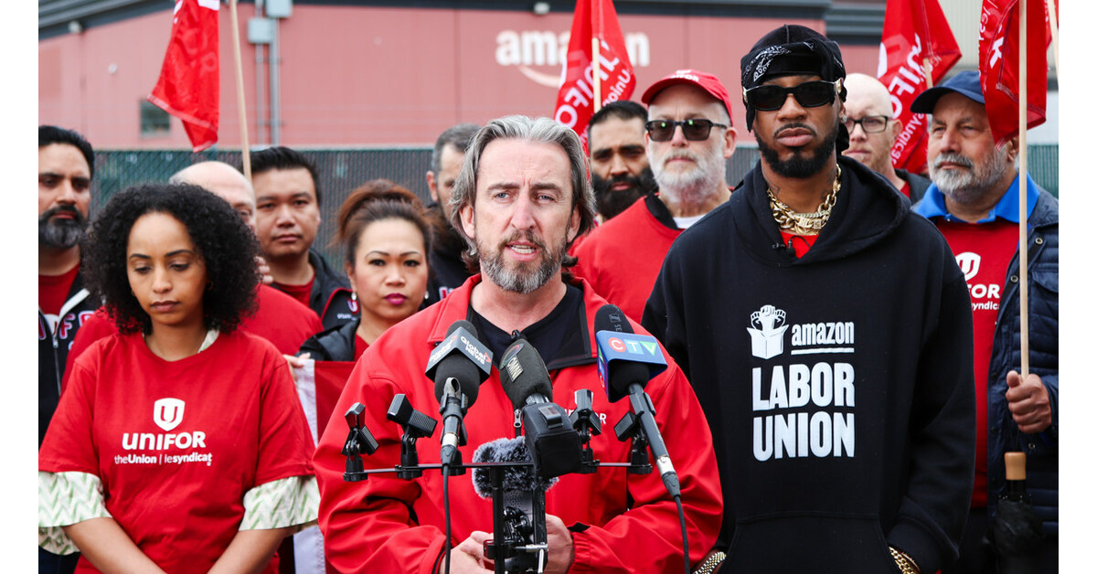 Unifor starts union drive at Metro Vancouver Amazon facilities