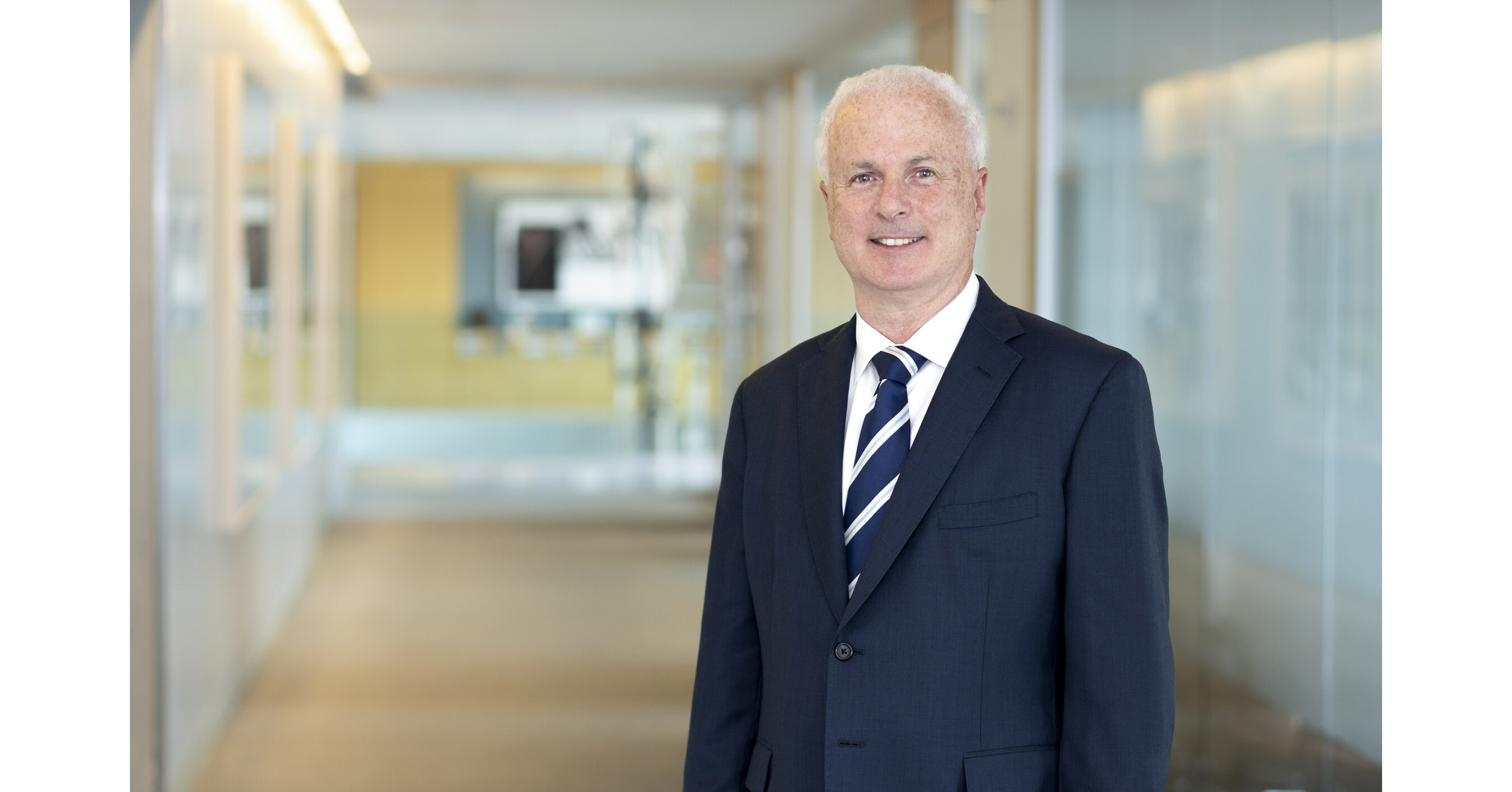 Dechert Adds Leading Hedge Fund Team of Robert Leonard and Michael Mavrides