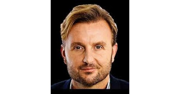 DM Radio Hosts Sean Brehm Discussing crwdunits