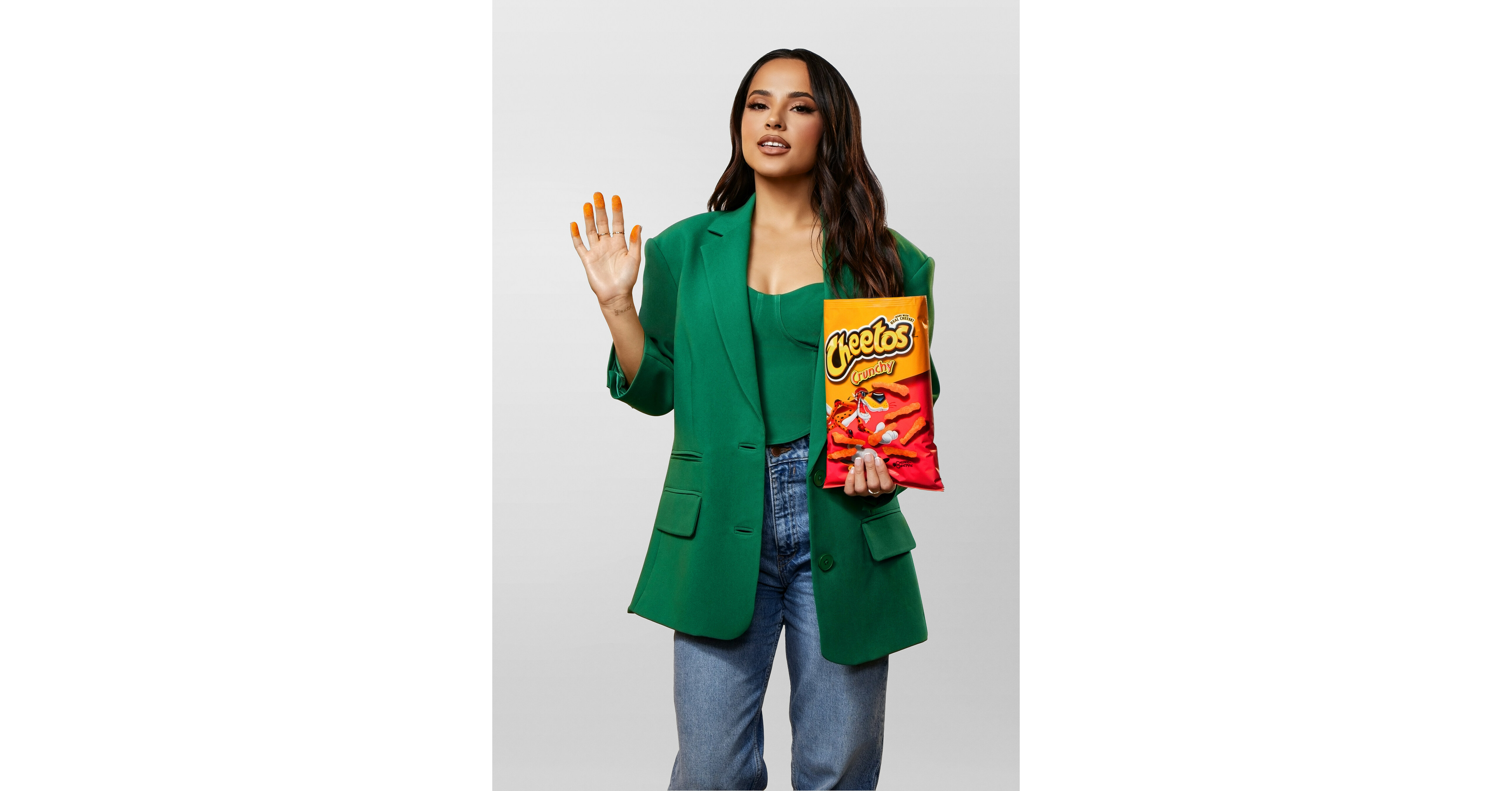 Cheetos® lanza el primer patrocinio de yemas de los dedos del mundo con ...