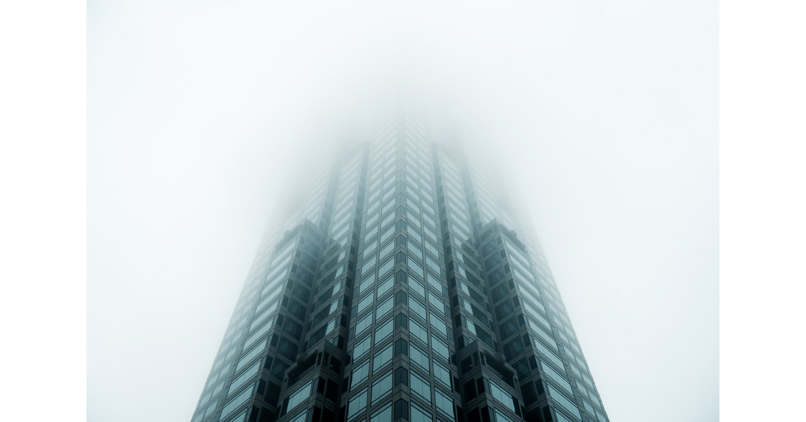 Dee Agarwal on 4 Strategies to Establish Yourself as a Thought Leader