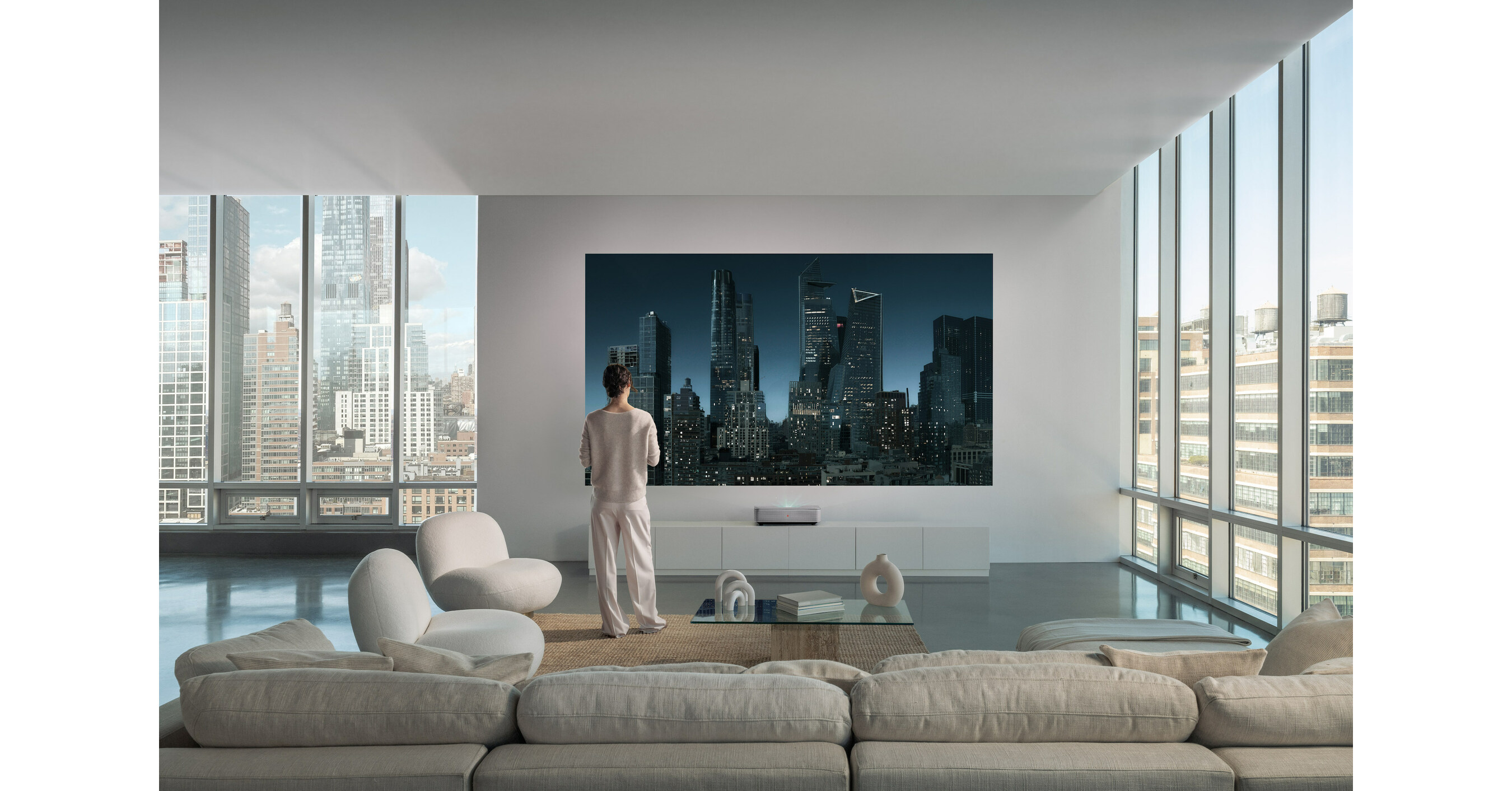 Leica Camera AG Presents the Leica Cine 1, its first-ever Cinema TV, at ...