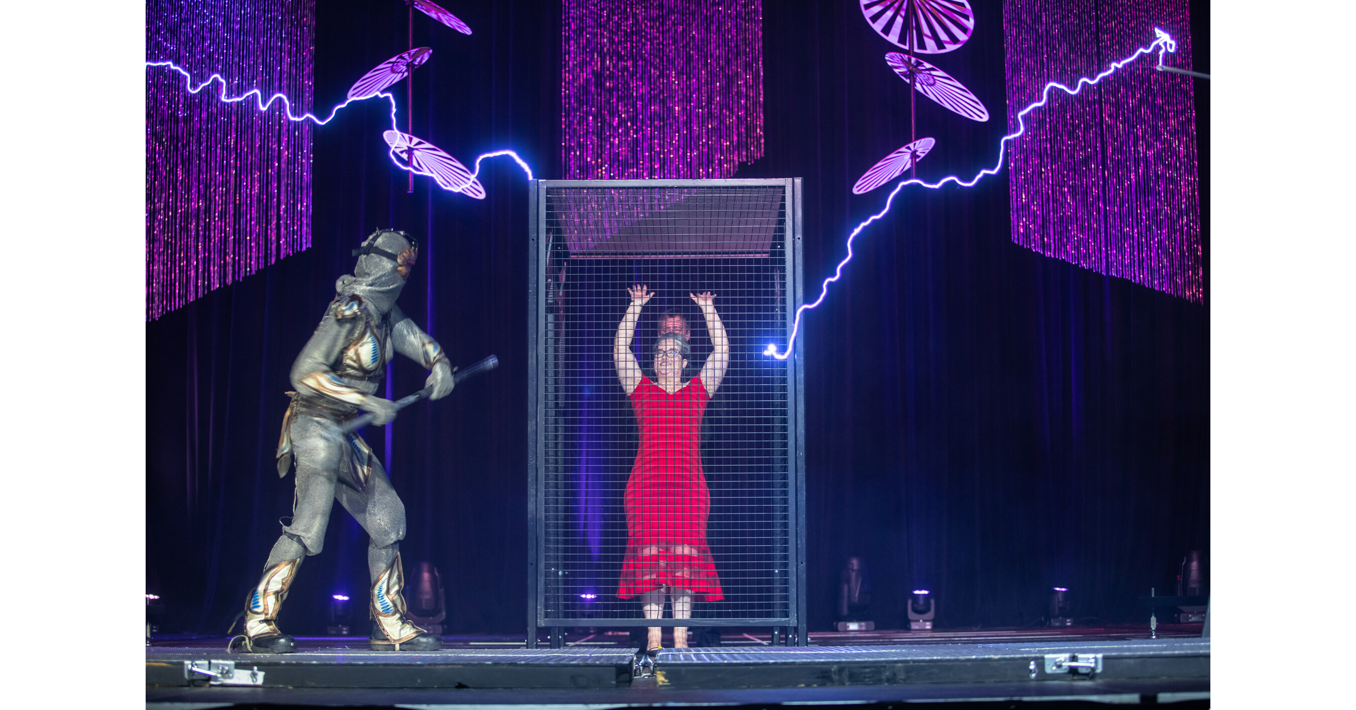 SkyFire Arts Launches "Infinite Energy," A Theatrical Cirque & Science ...