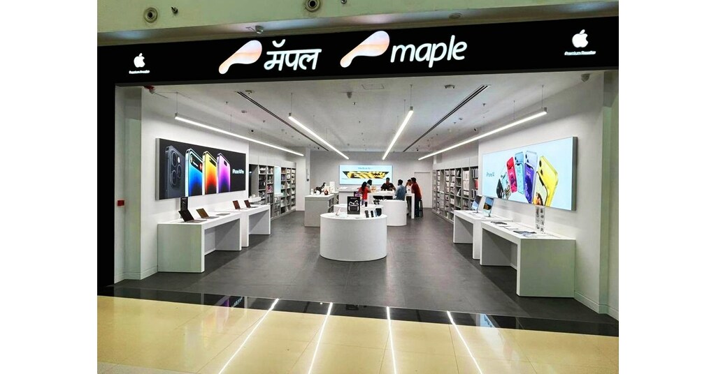 Maple - Apple Premium Reseller opens its store at Viviana Mall, Thane ...