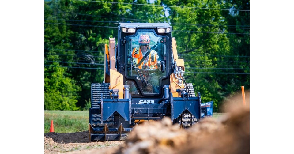 CASE and Team Rubicon Elevate Partnership With Expansion of Heavy ...