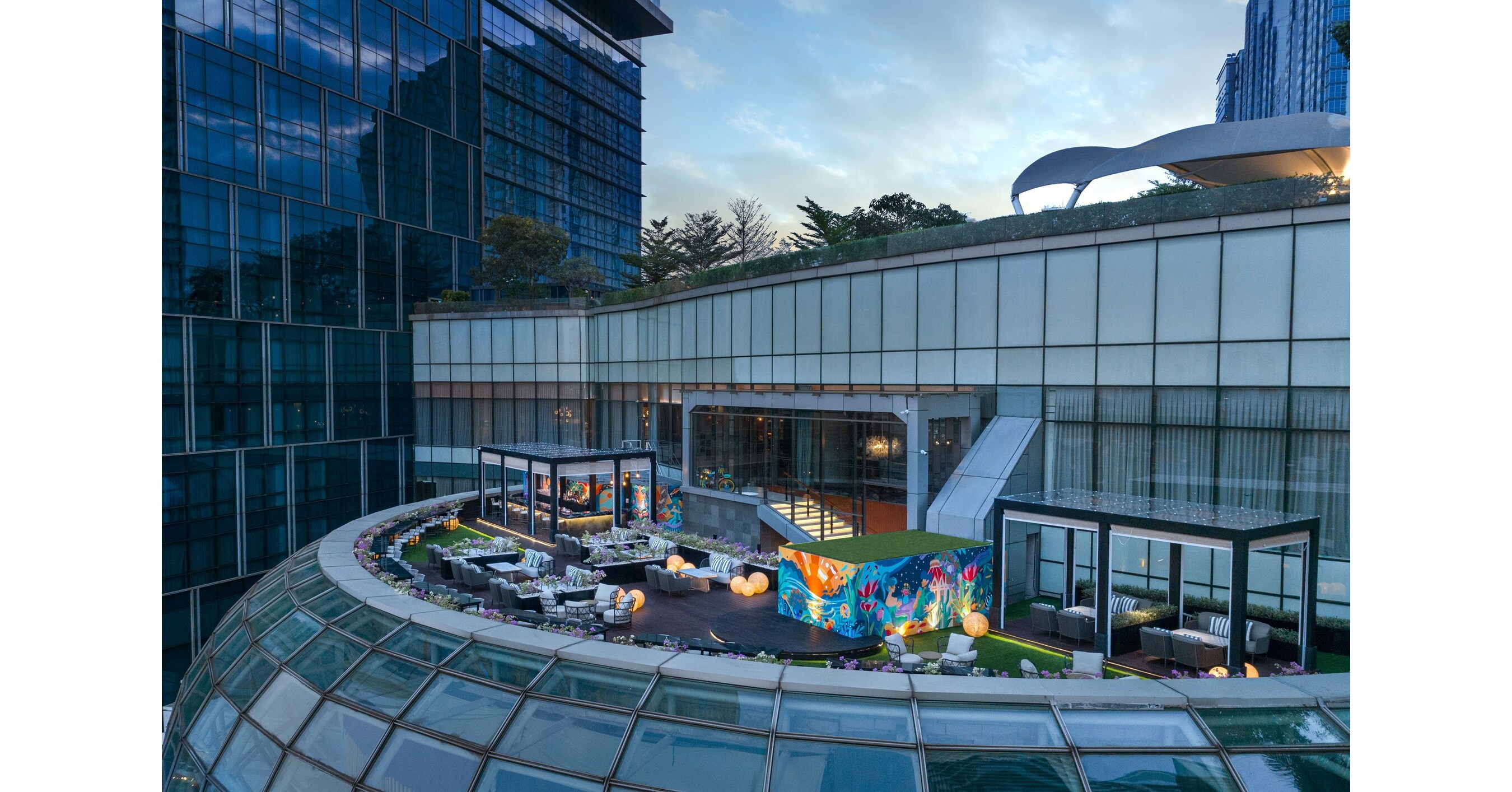 Four Points, Pakuwon Indah, Presents "Soiree Rooftop and Bar", a New ...