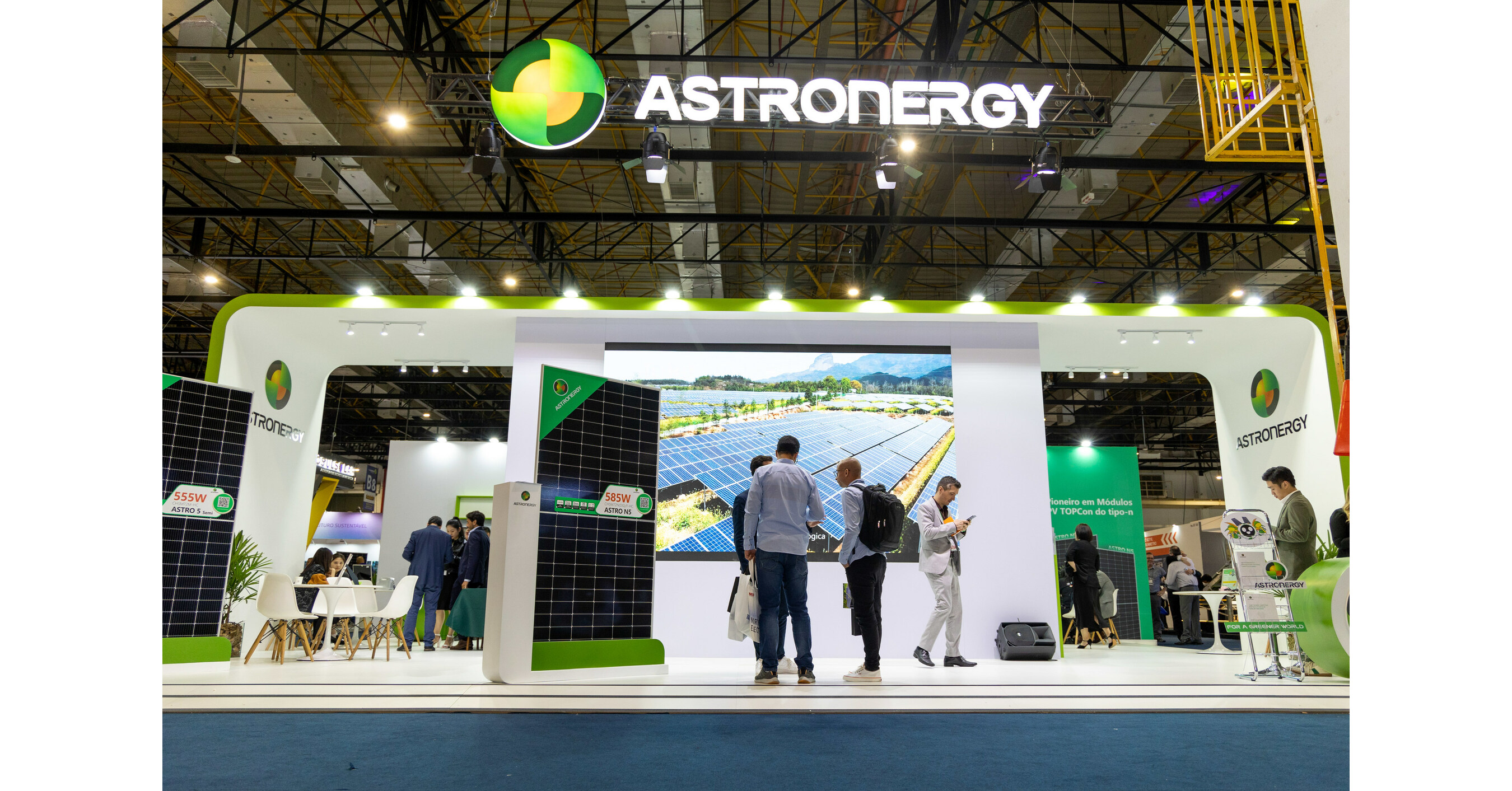 El nuevo debut de los productos TOPCon de Astronergy en Intersolar ...