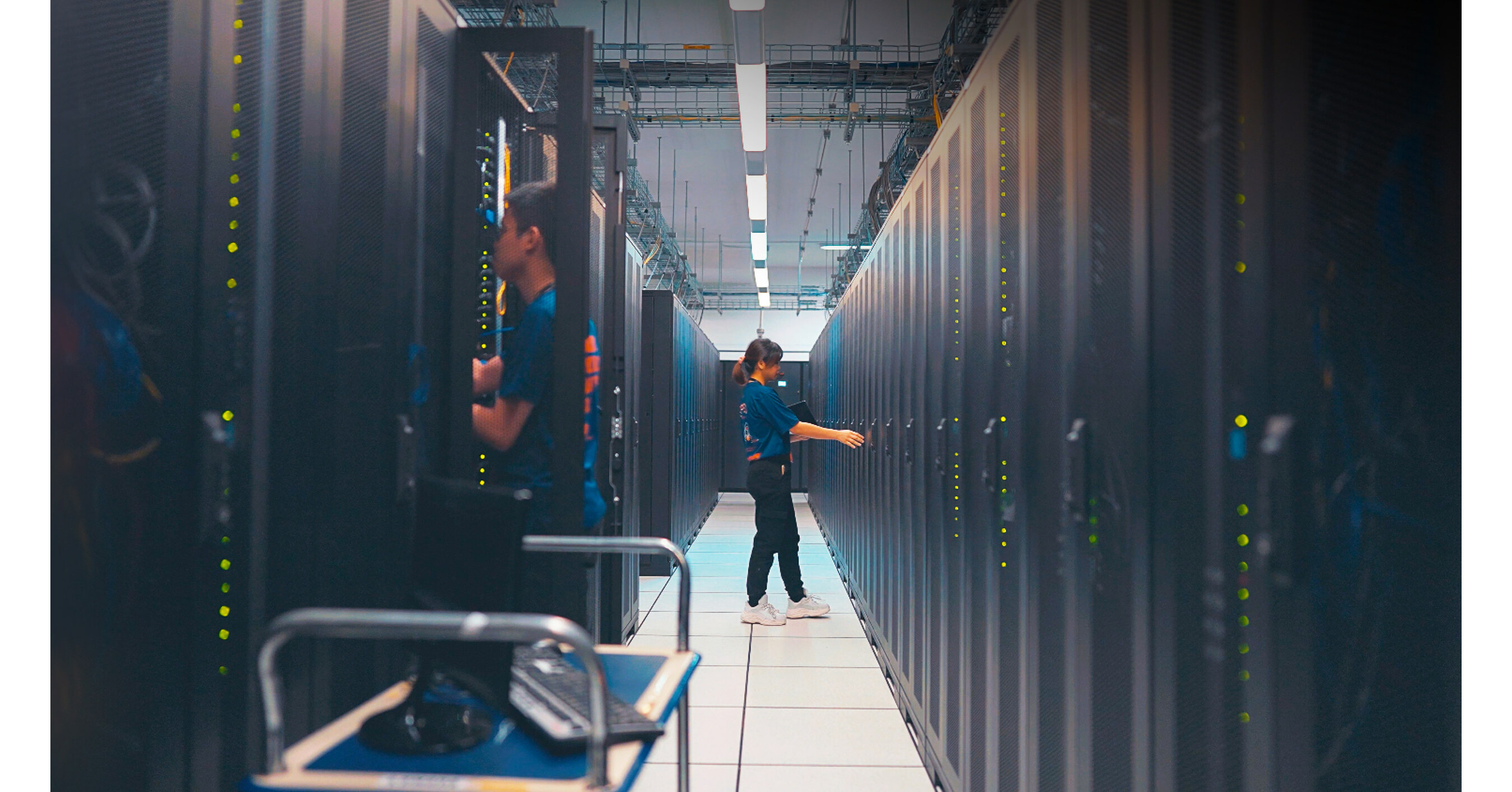 IP SERVERONE: LAUNCHES CLOUD CONNECT